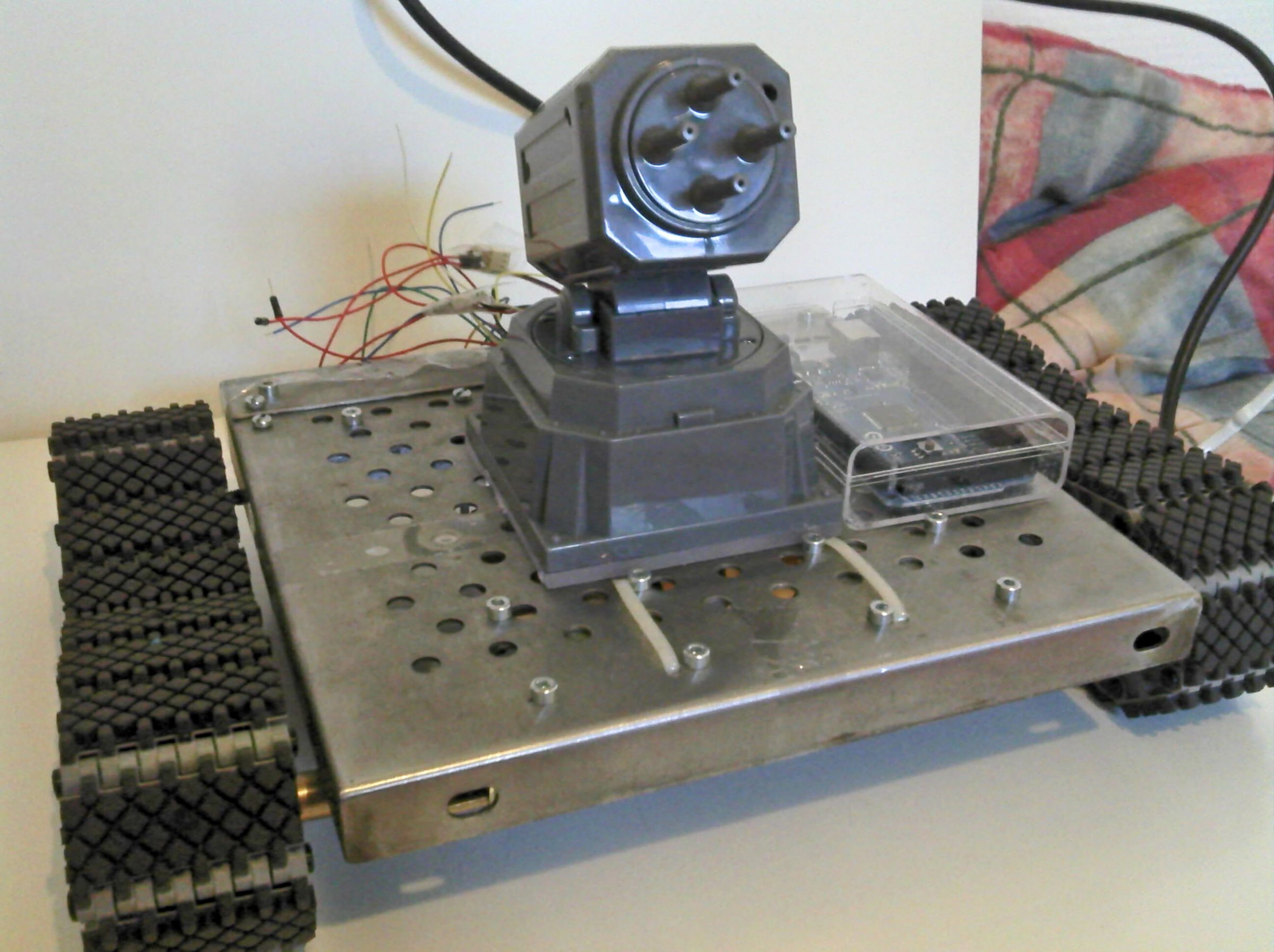 Joystick-controlled Robot - Instructables