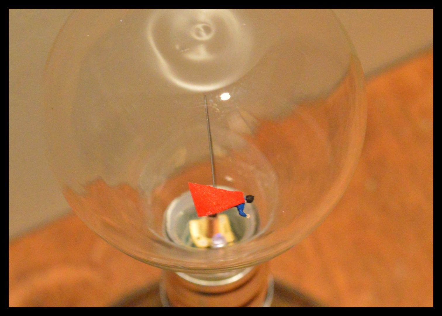 Superman in a Light Bulb : 11 Steps (with Pictures) - Instructables