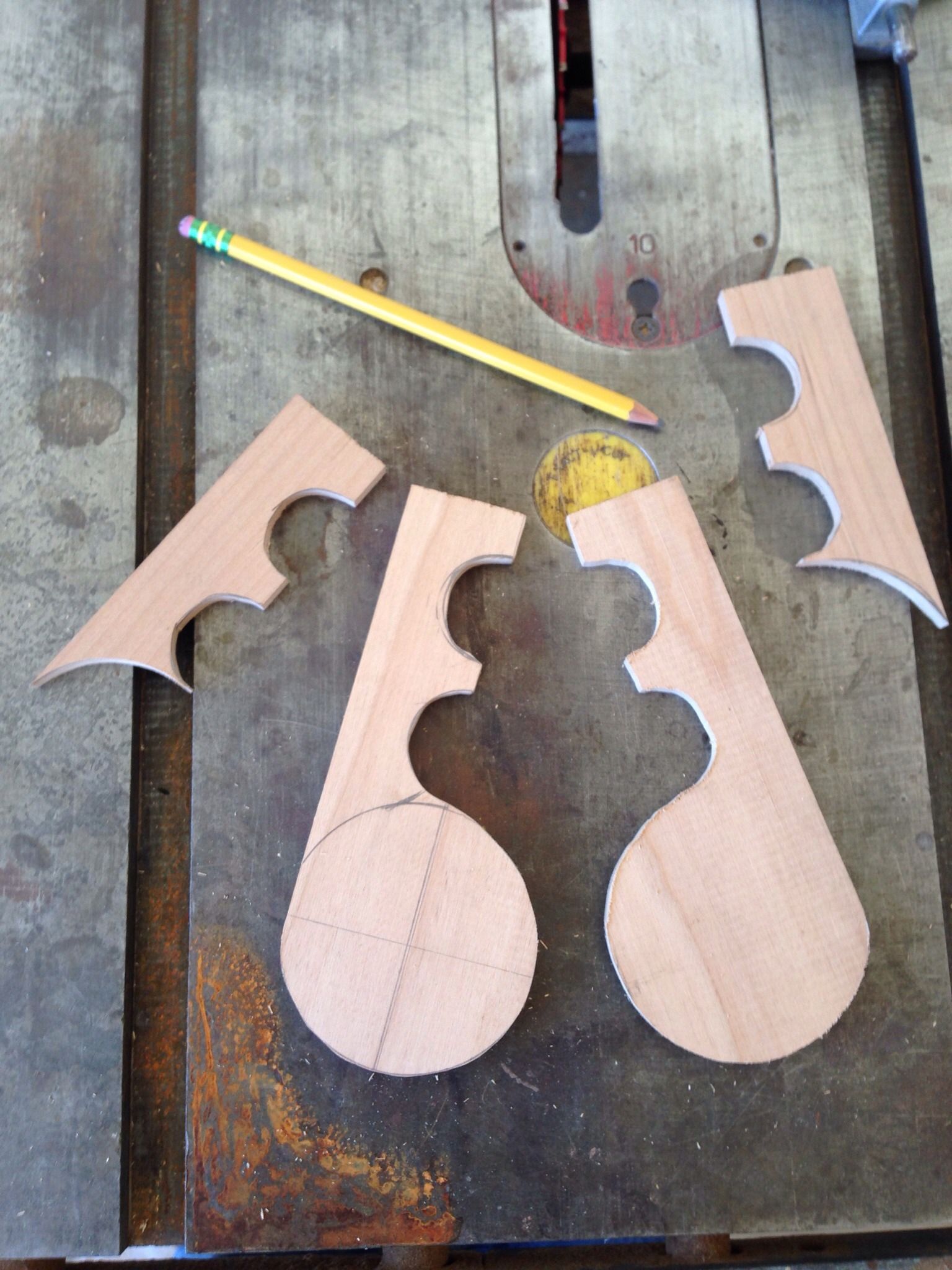 Transforming Pool Cue Rest : 8 Steps (with Pictures) - Instructables