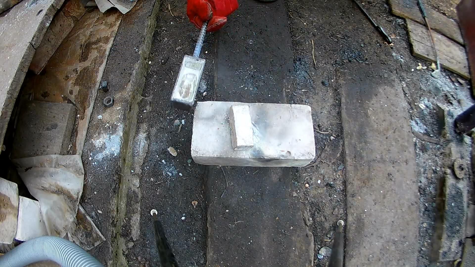 Melting Used Shotgun Primers. Brass + Copper Casting : 4 Steps ...