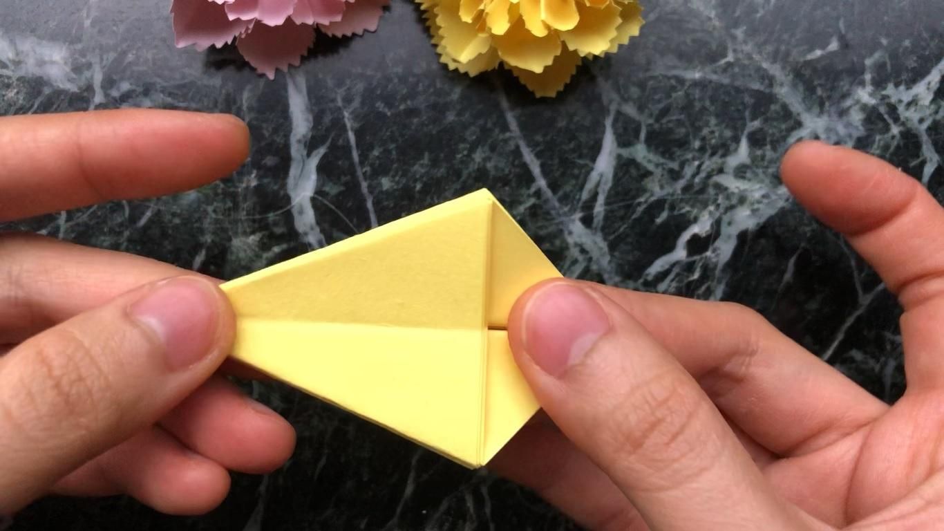 Easy Origami Carnation Flower : 5 Steps (with Pictures) - Instructables