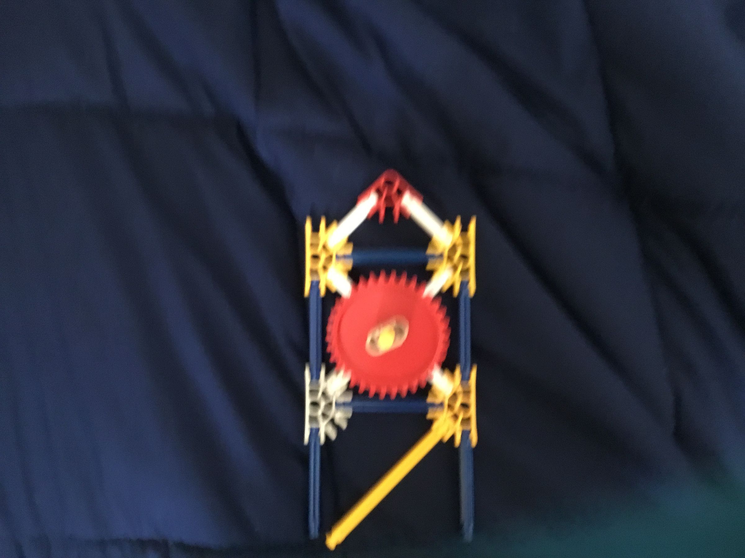 K’nex Triangle Lift : 3 Steps - Instructables