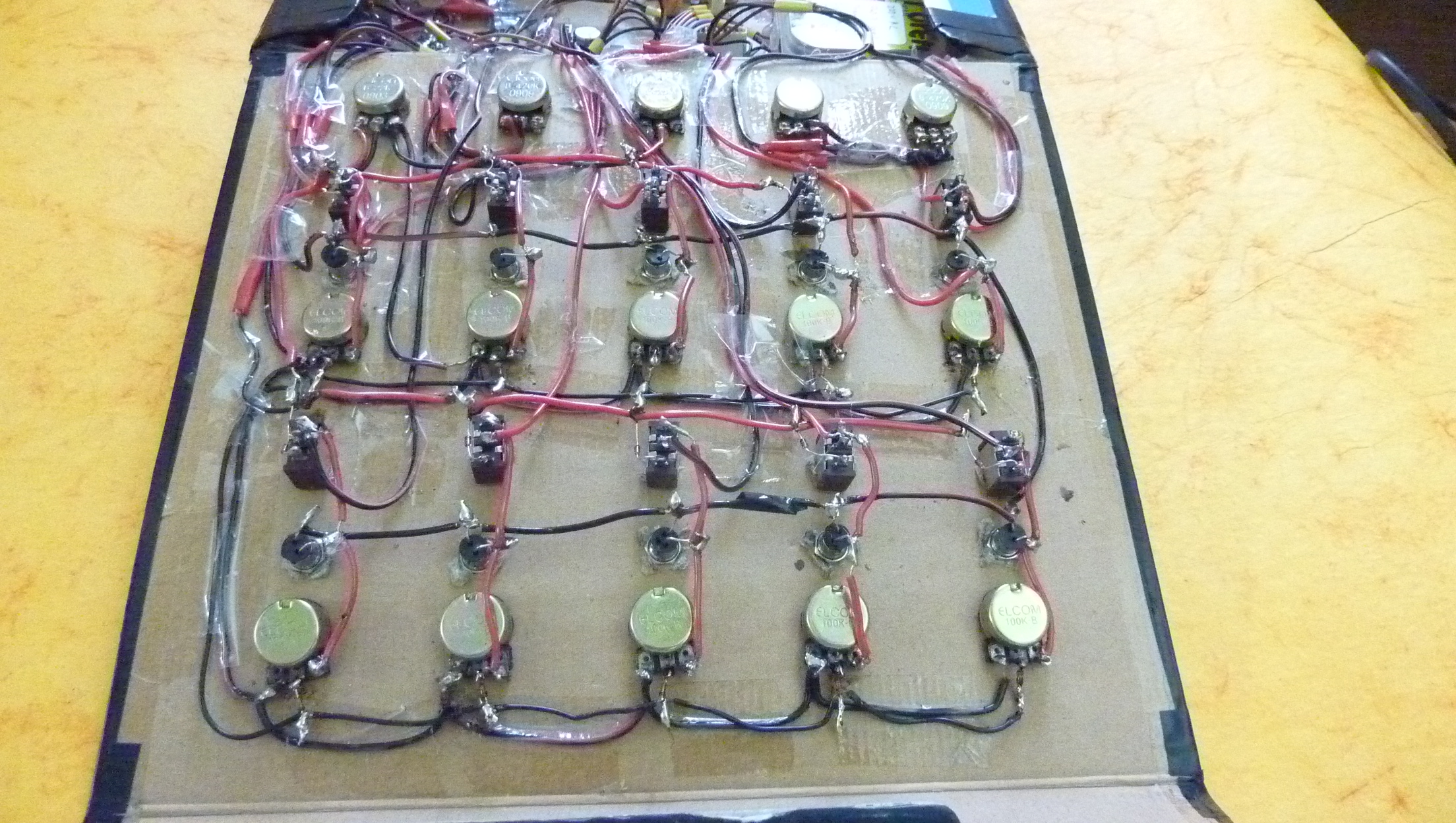 10 Step Analog Sequencer : 14 Steps (with Pictures) - Instructables