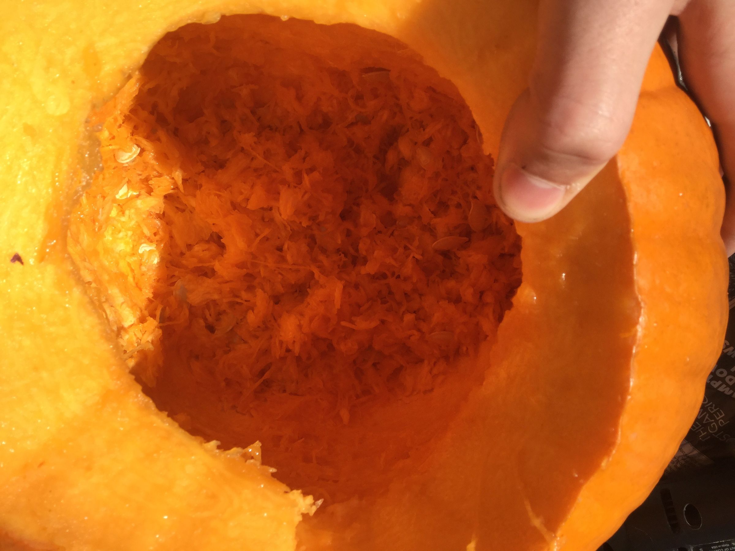 How to Clean Out Your Pumpkin With a Drill : 3 Steps (with Pictures ...