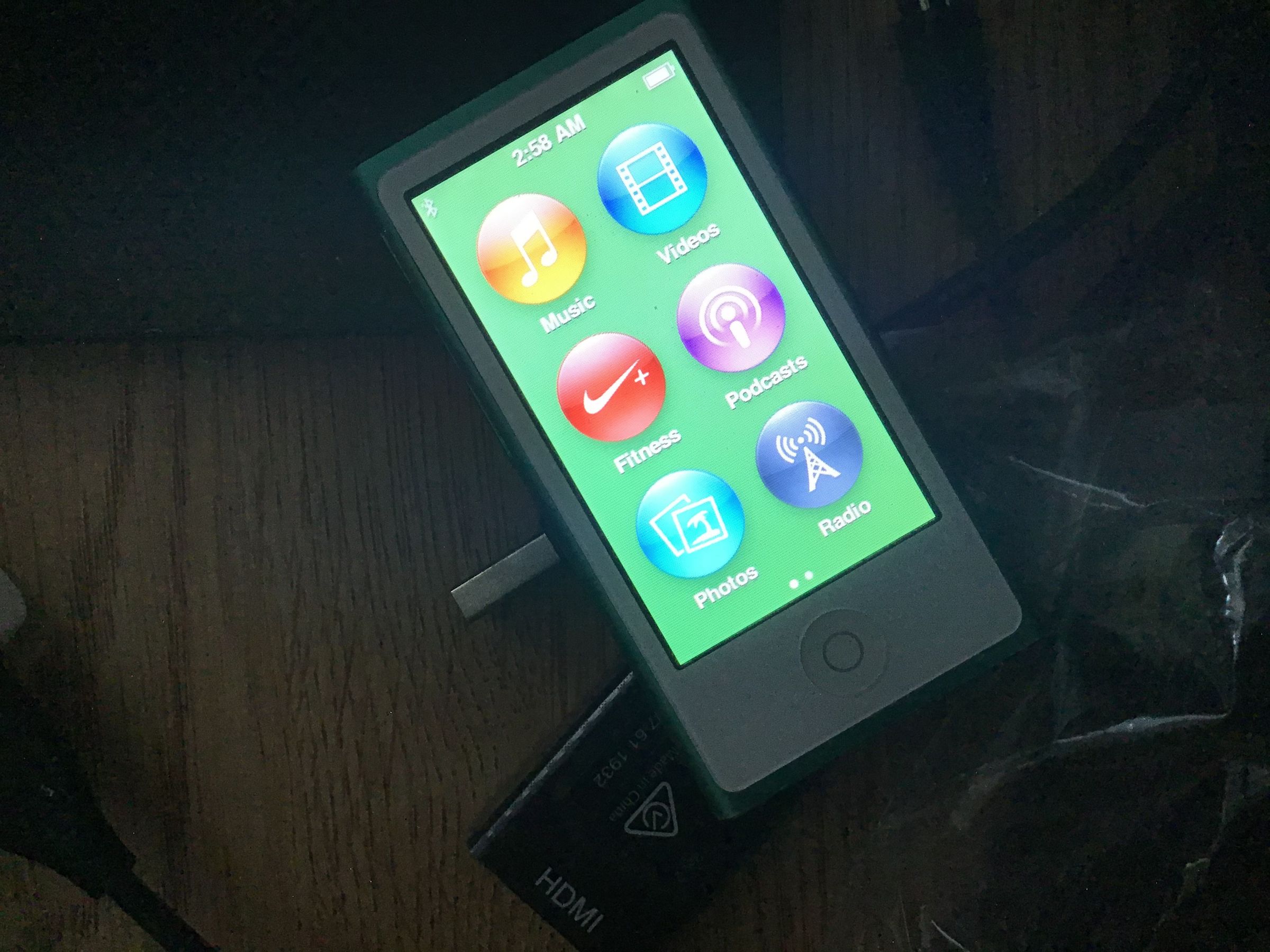 Upcycle Old IPod Into a “Smart USB” : 3 Steps - Instructables