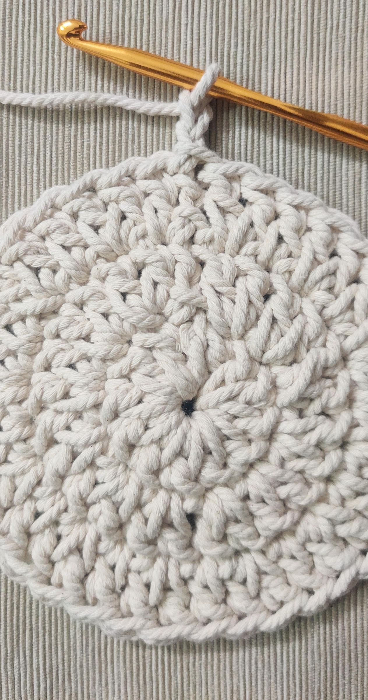 Textured Crochet Macrame Basket : 7 Steps (with Pictures) - Instructables