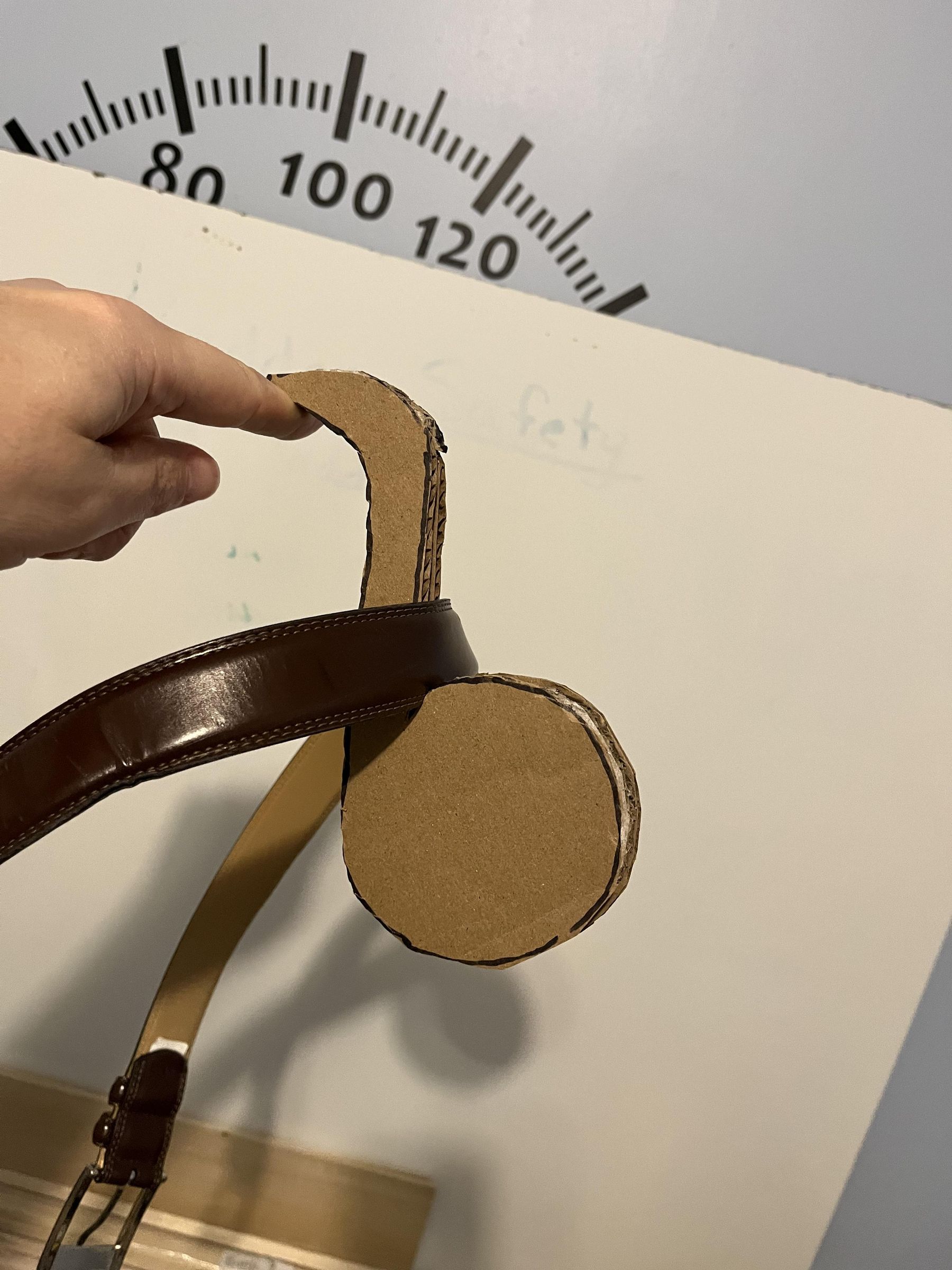 Gravity Defying Music Note : 4 Steps - Instructables