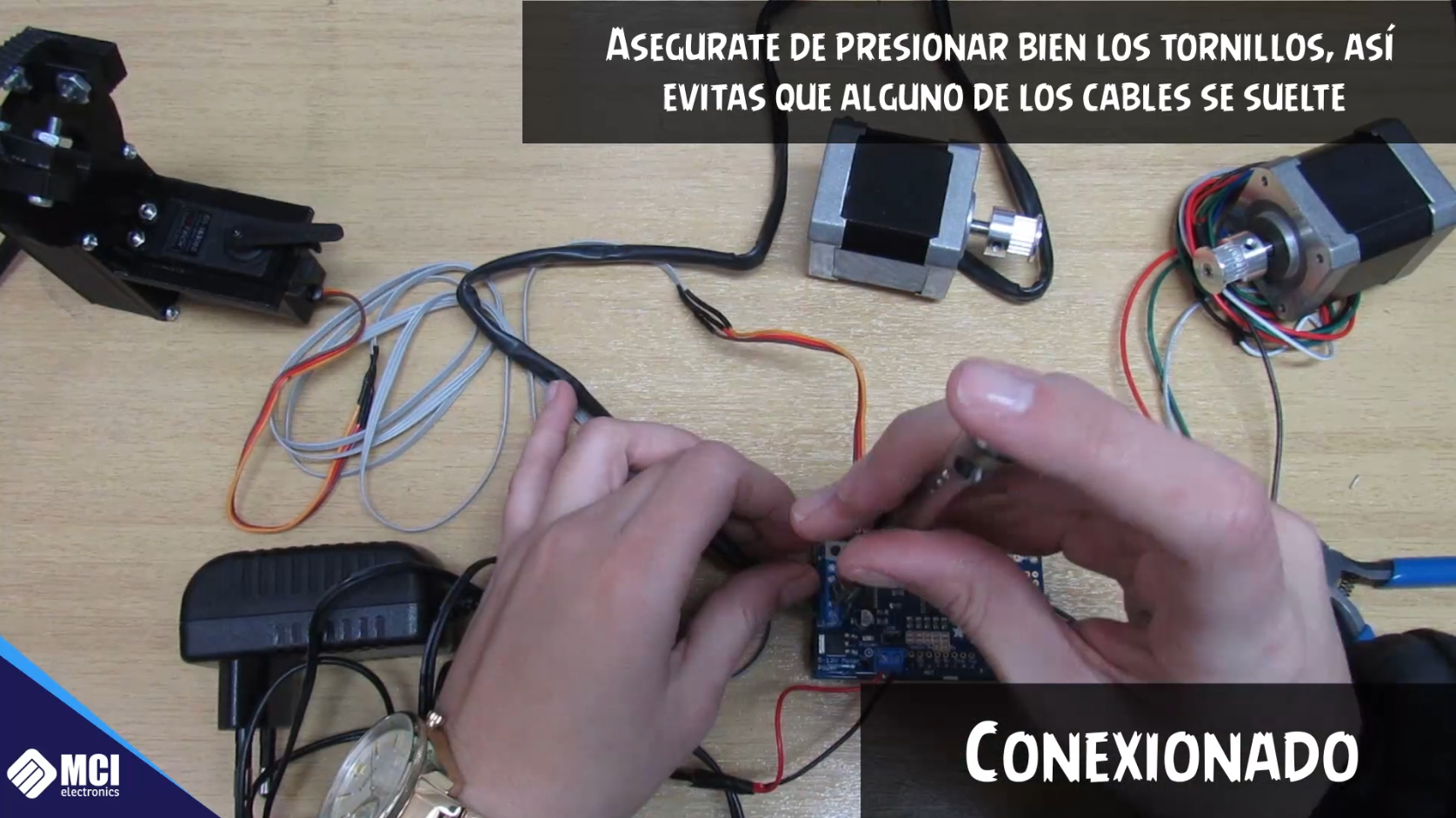 Plotter Vertical Con Arduino : 7 Steps - Instructables