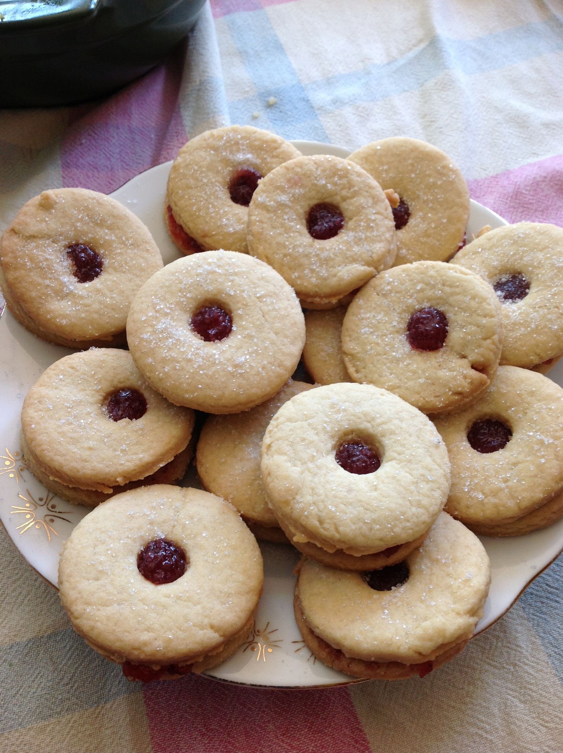 Jam Filled Cookies : 4 Steps (with Pictures) - Instructables
