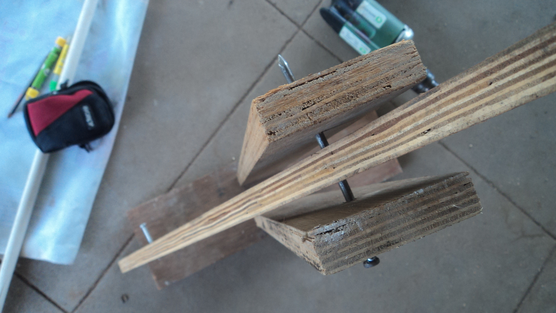 Simple Trebuchet : 4 Steps - Instructables