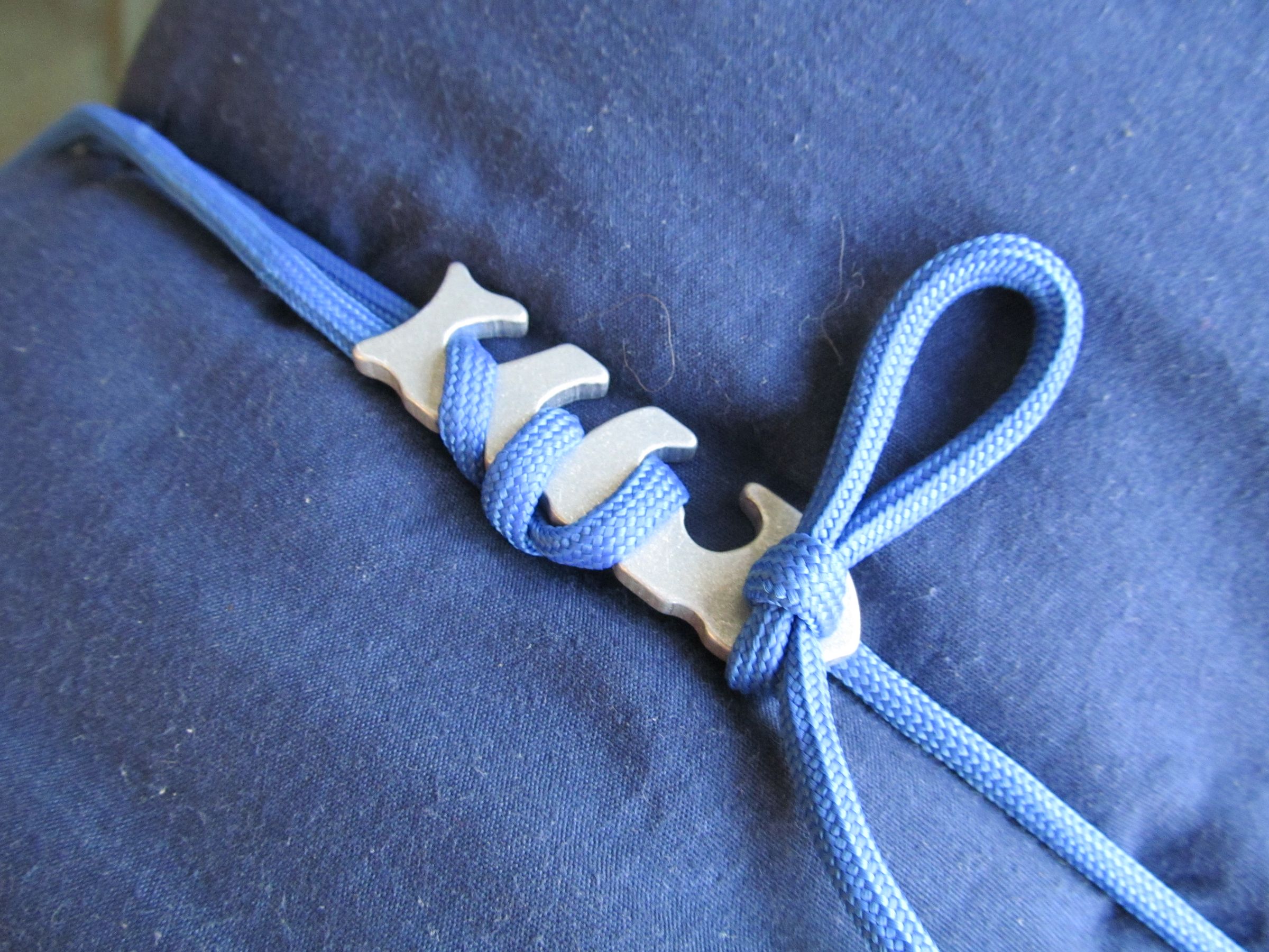 How to Use a Fish Bone Knotless Gear Tie. : 9 Steps (with Pictures ...