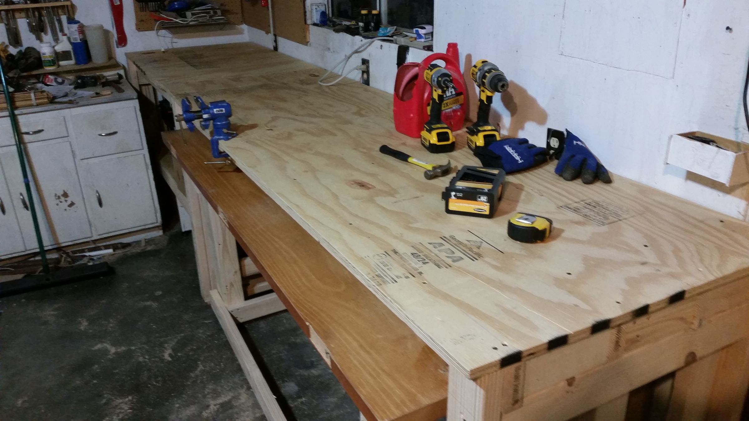 2x4 Work Bench With Nested Rolling Assembly Table : 10 Steps (with ...