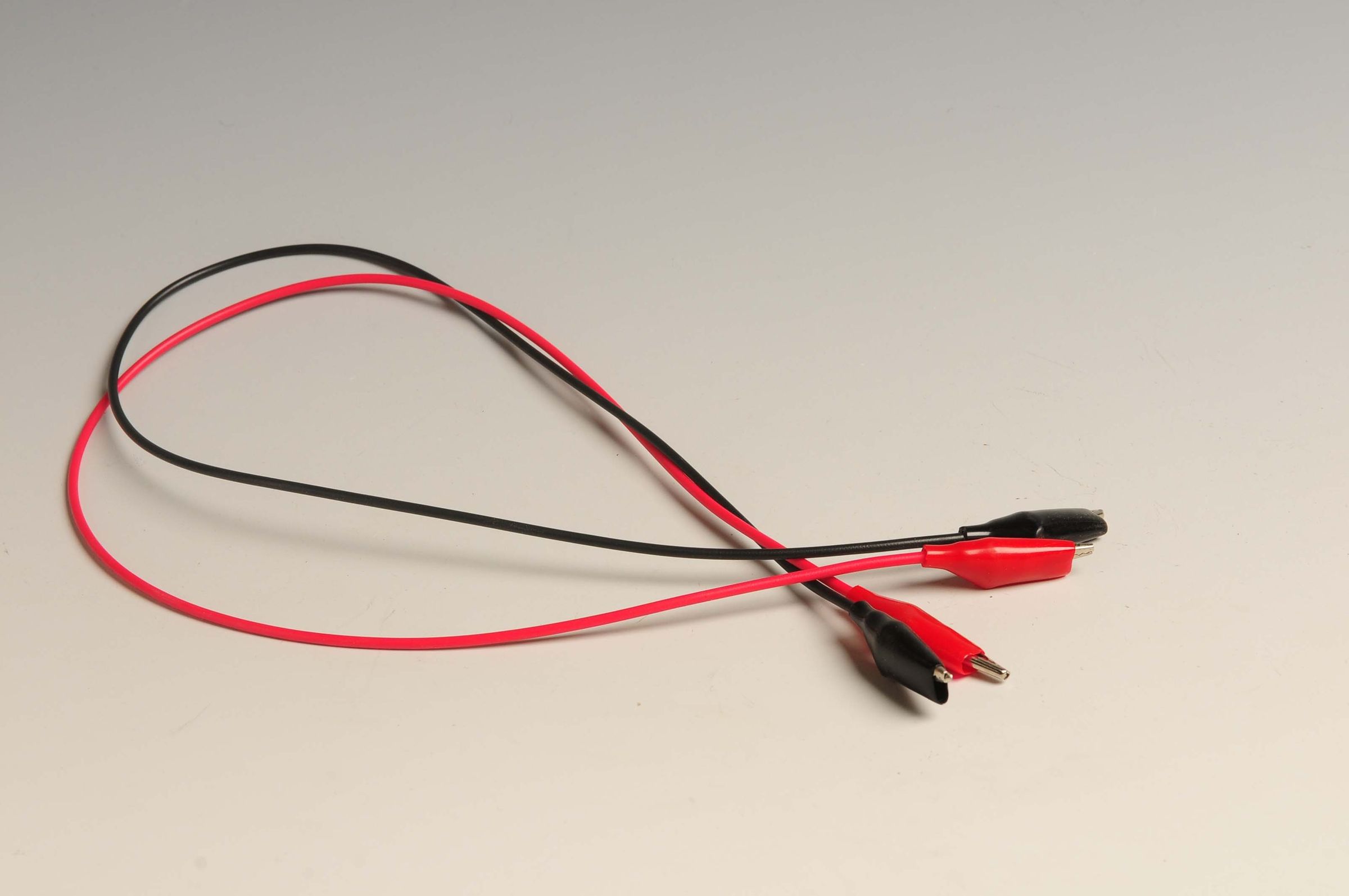 Dual Voltage Supply (9V Batteries) : 4 Steps - Instructables