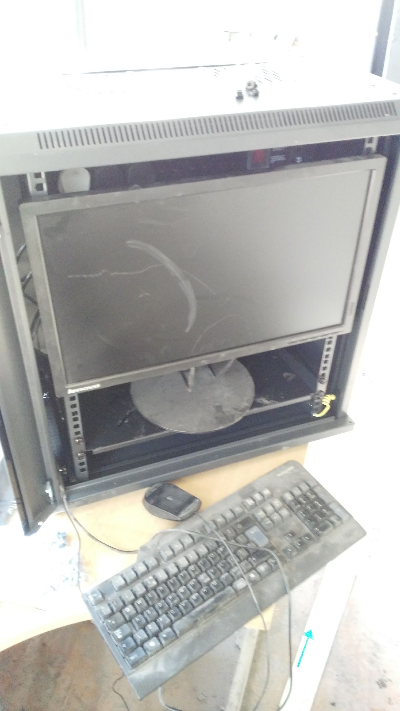 Dust-proof Enclosure for PC : 4 Steps (with Pictures) - Instructables