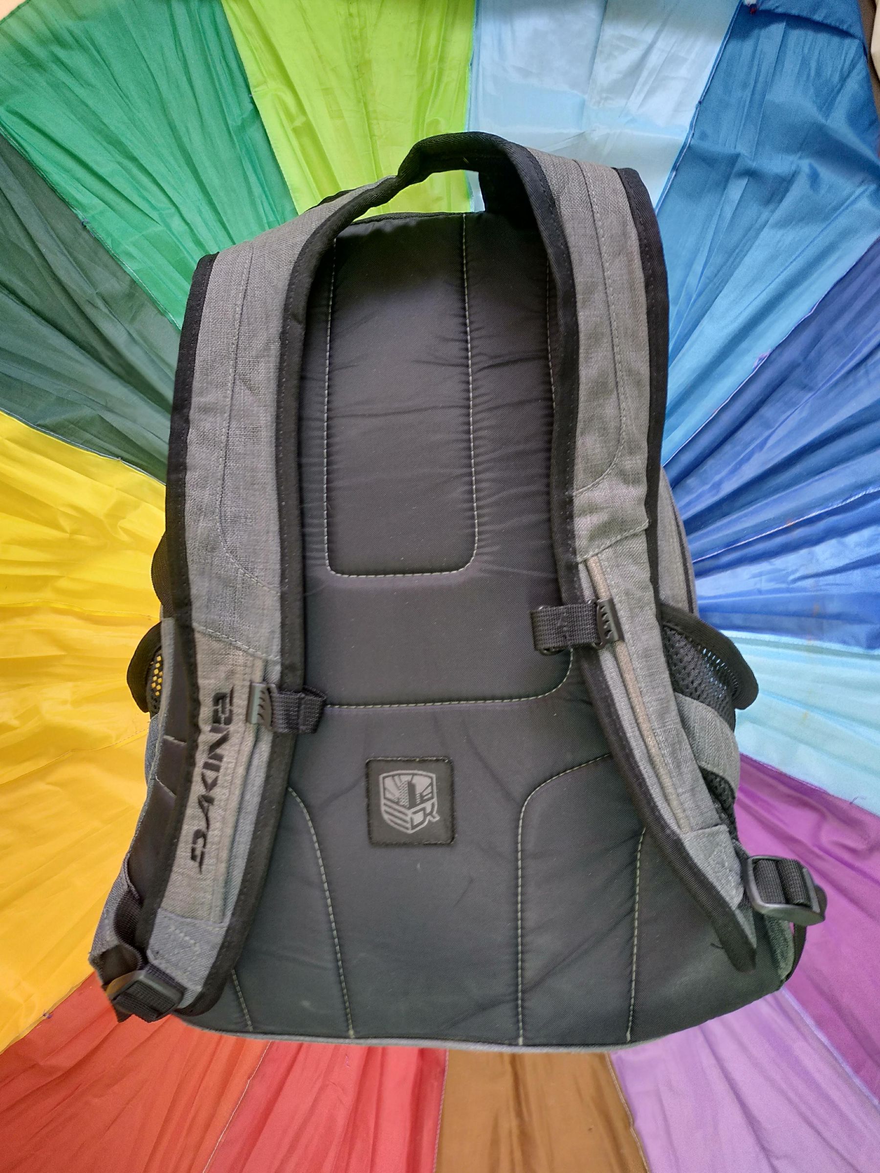 Rainbow Backpack Rain-cover : 10 Steps (with Pictures) - Instructables