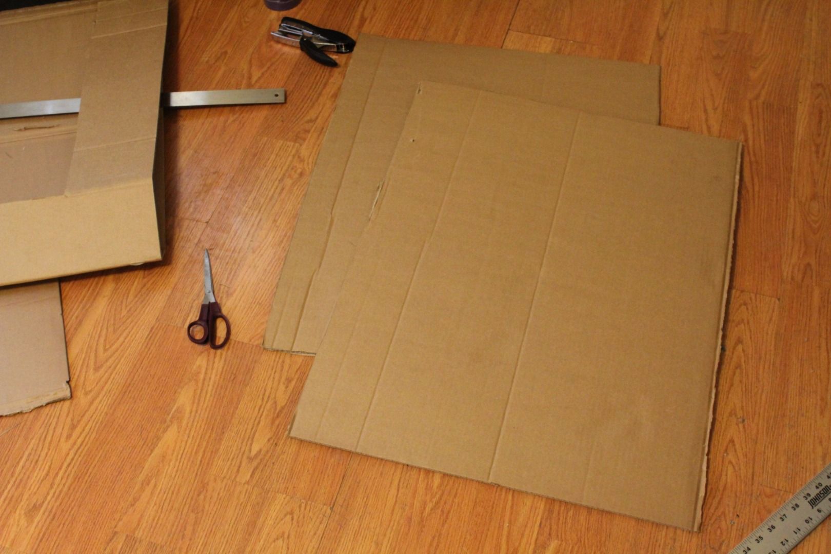 Recycled Cardboard Memo Board : 6 Steps - Instructables