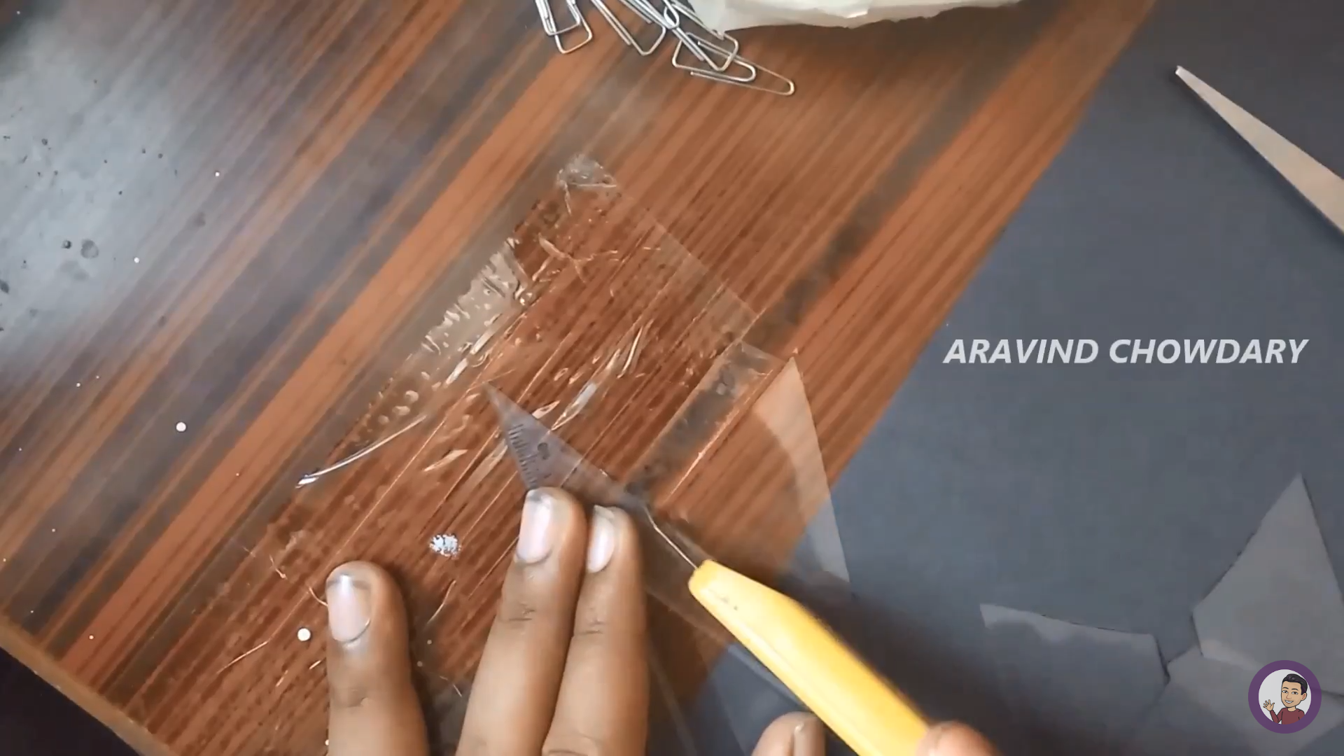 DIY 3D Hologram Projector Simple and Easy : 11 Steps - Instructables