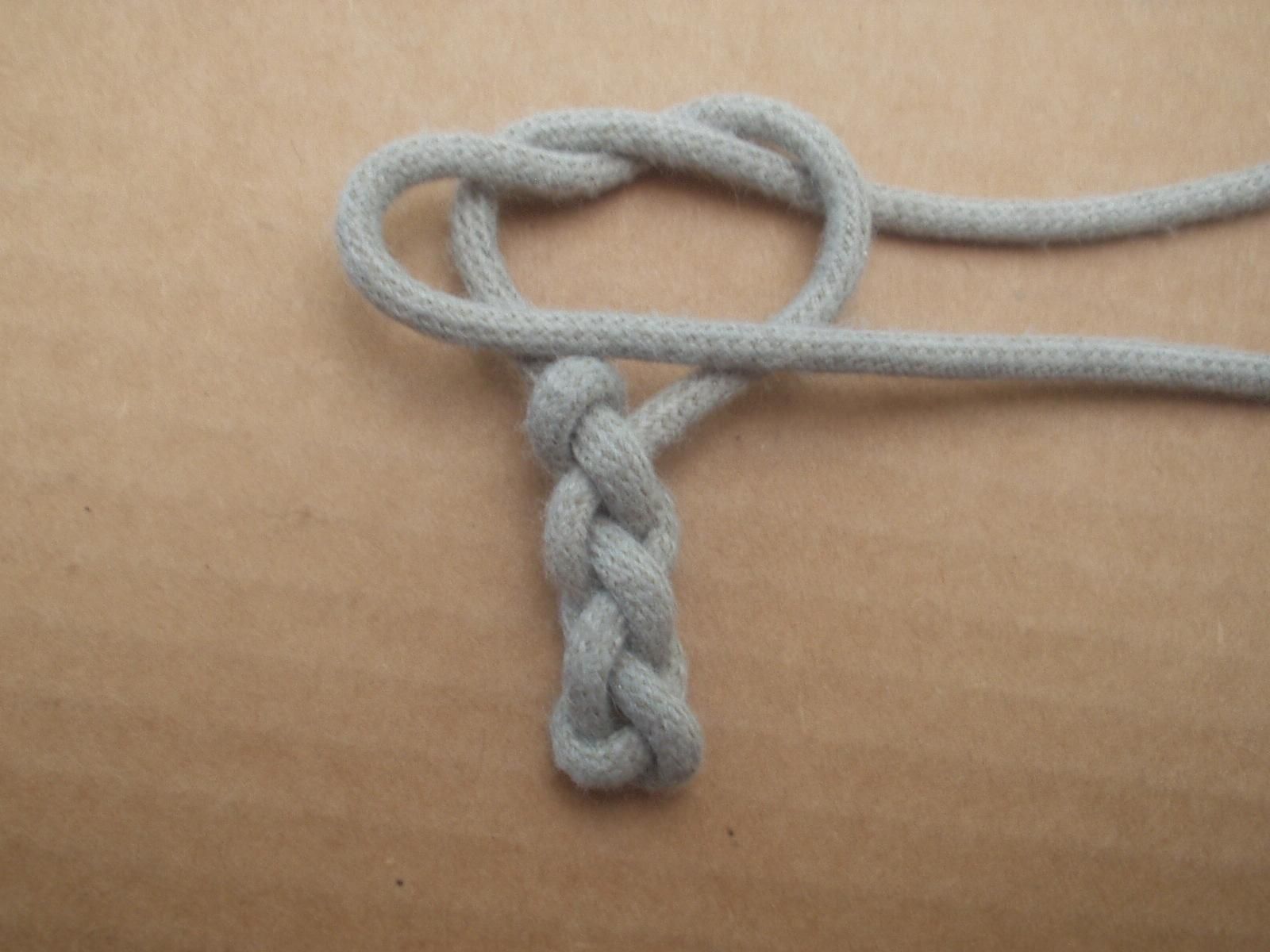 Long Two BIght TH Knot : 16 Steps - Instructables