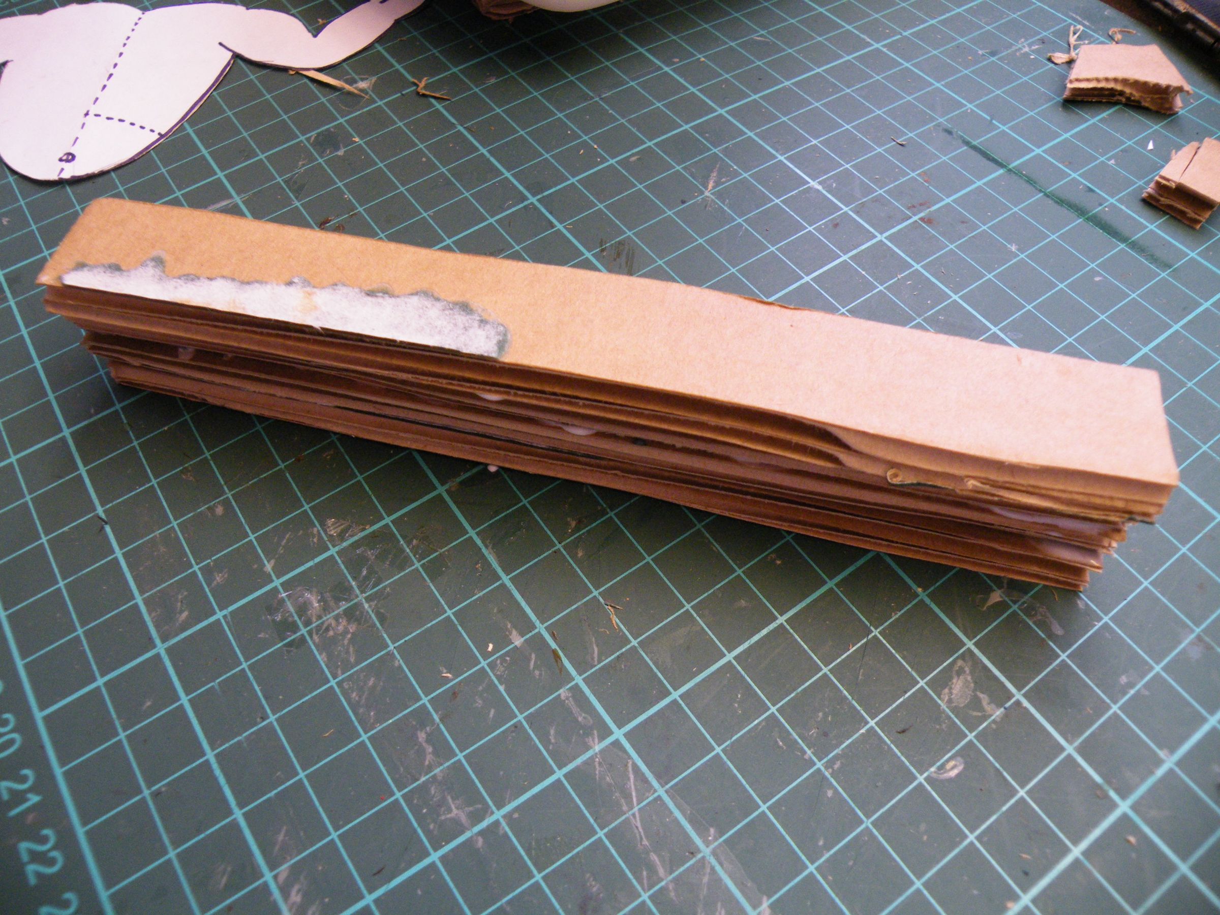 Climbing Cardboard Gorilla : 8 Steps (with Pictures) - Instructables