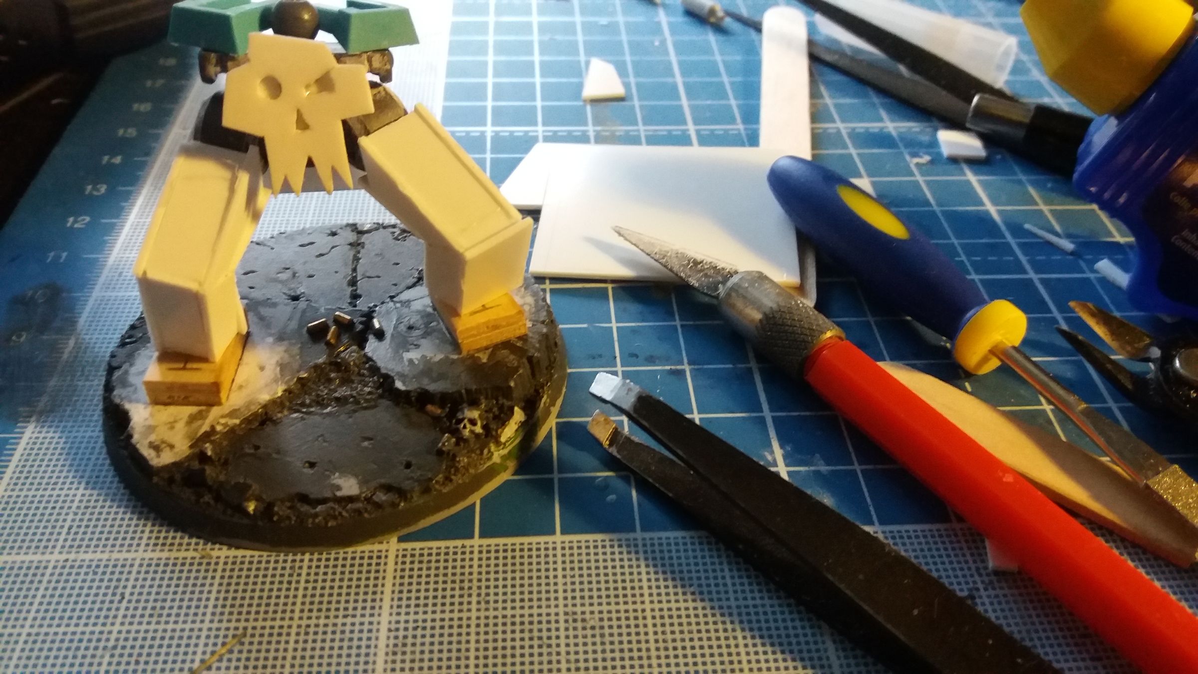 Ork Warhammer 40k Gundam Conversion : 38 Steps - Instructables