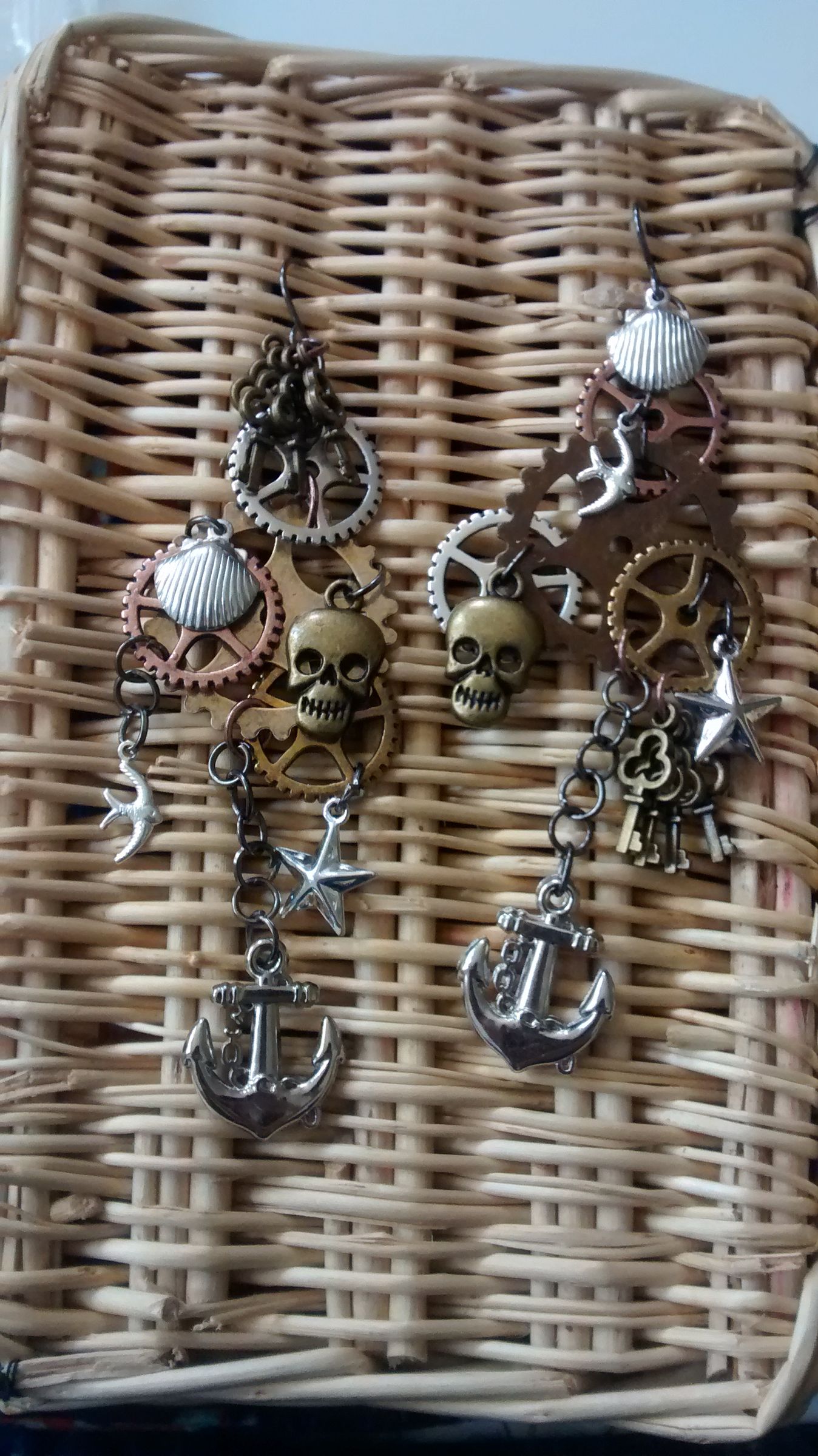 Steampunk Pirate Earrings : 4 Steps (with Pictures) - Instructables