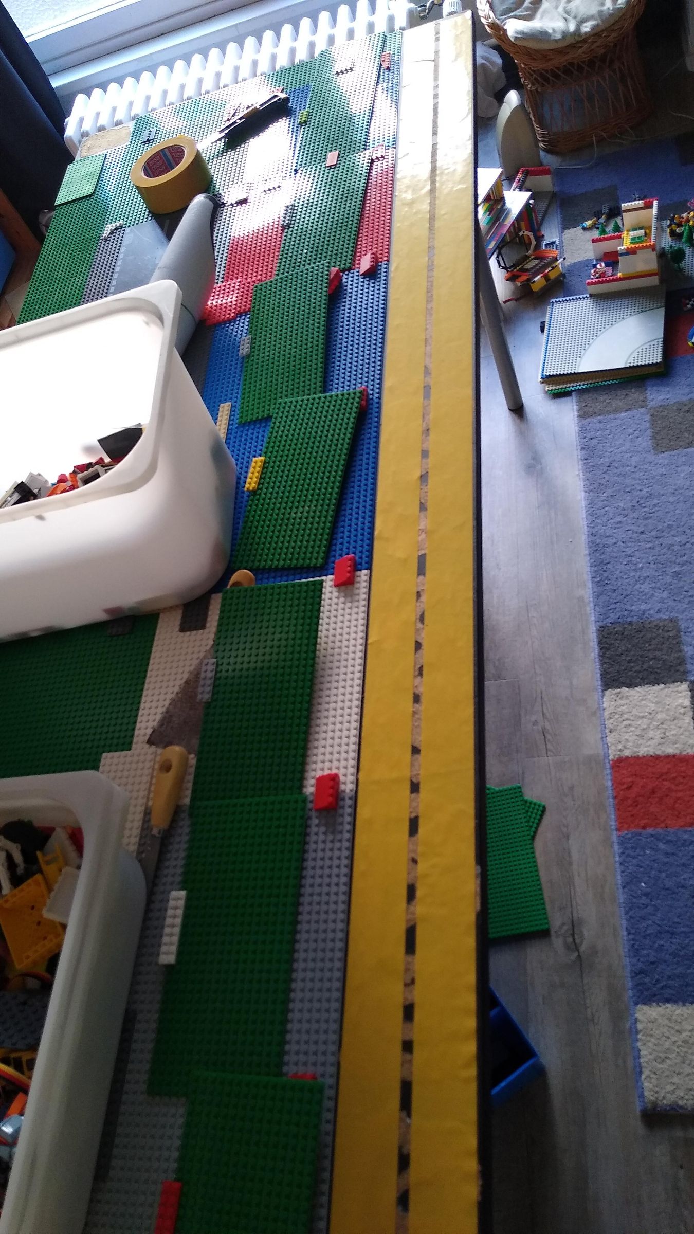 Lego Play Table (with Interchangeable Baseplates) - Updated : 7 Steps ...