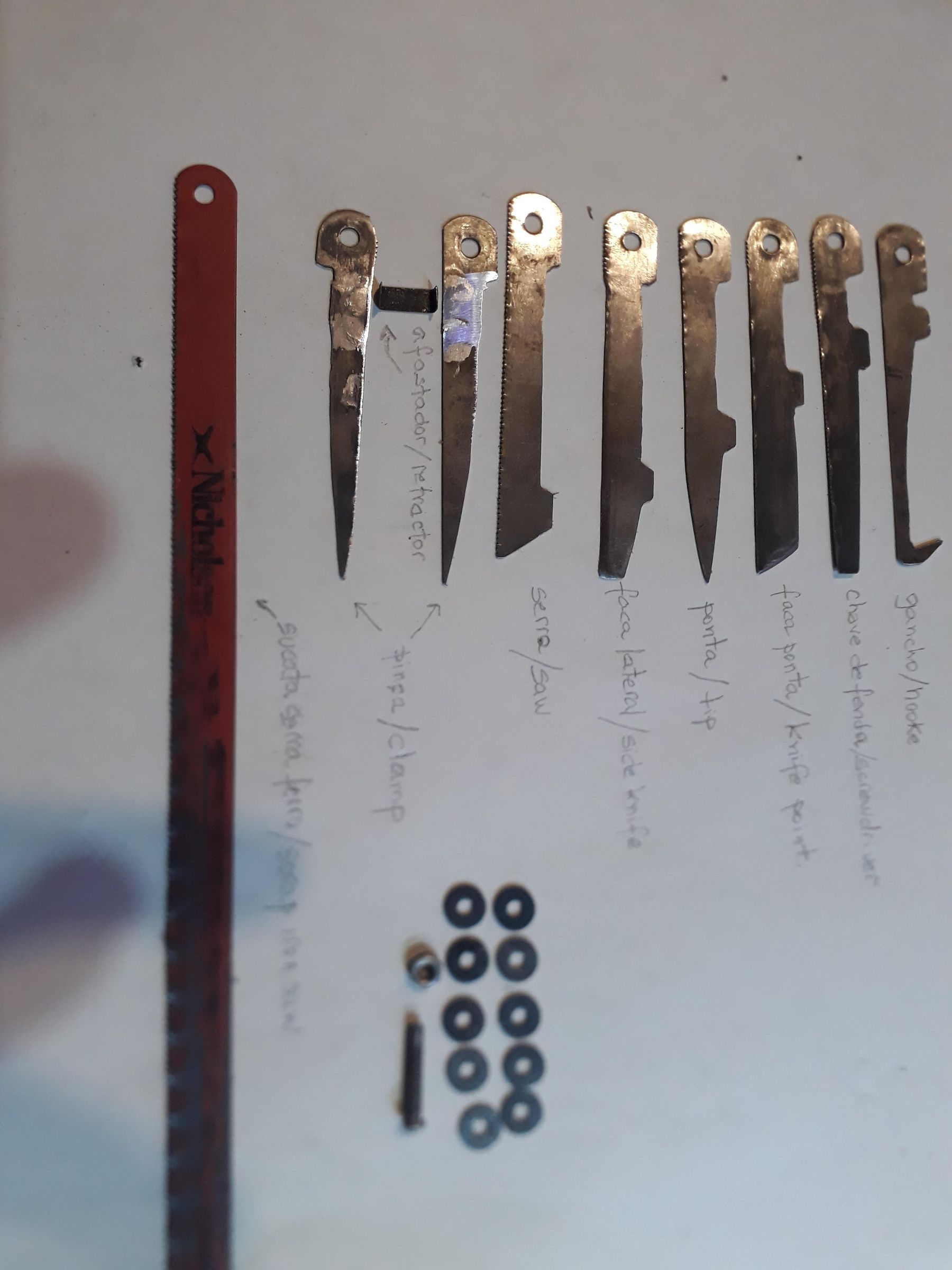 Transform Disposable Saw Blades Into a Multipurpose Tool/Transforme ...