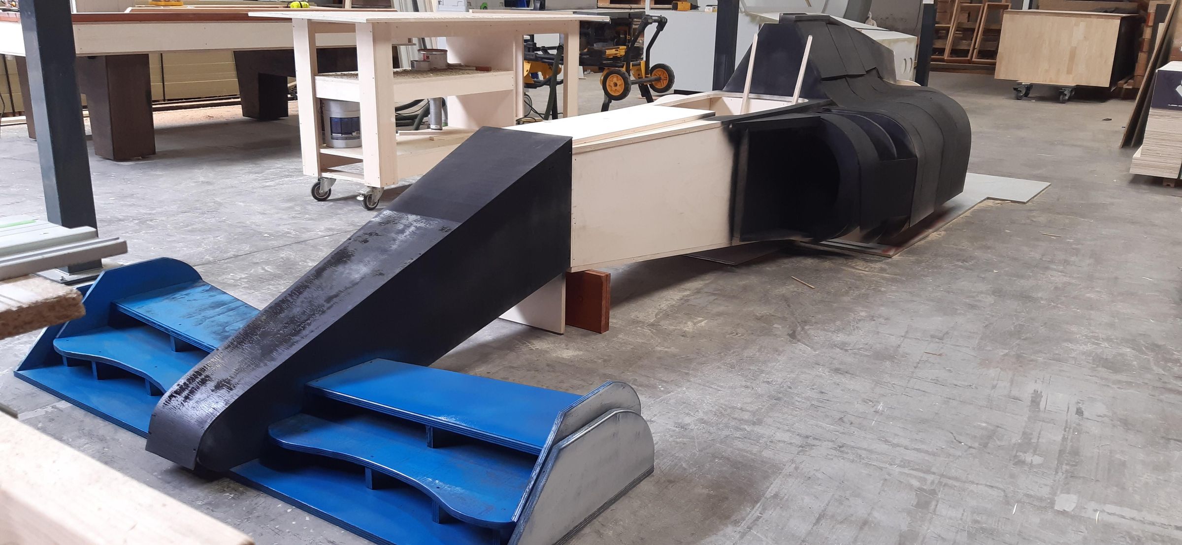 Full-size F1 Replica Car : 19 Steps (with Pictures) - Instructables