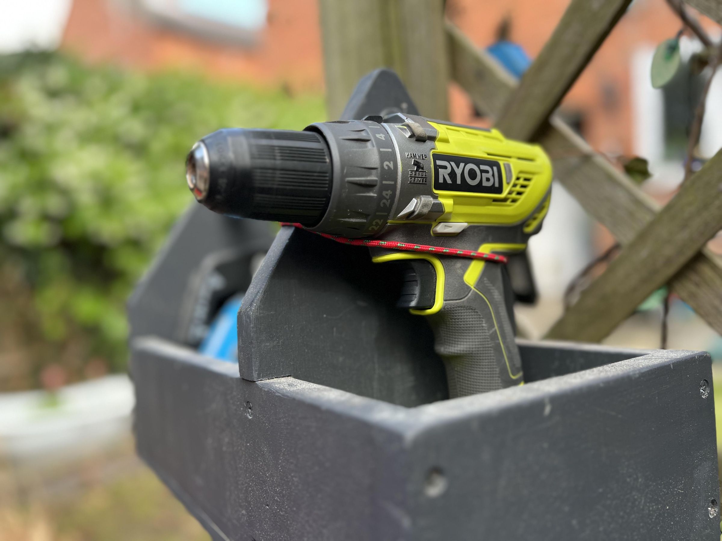 Simple DIY Tool Box. : 7 Steps (with Pictures) - Instructables