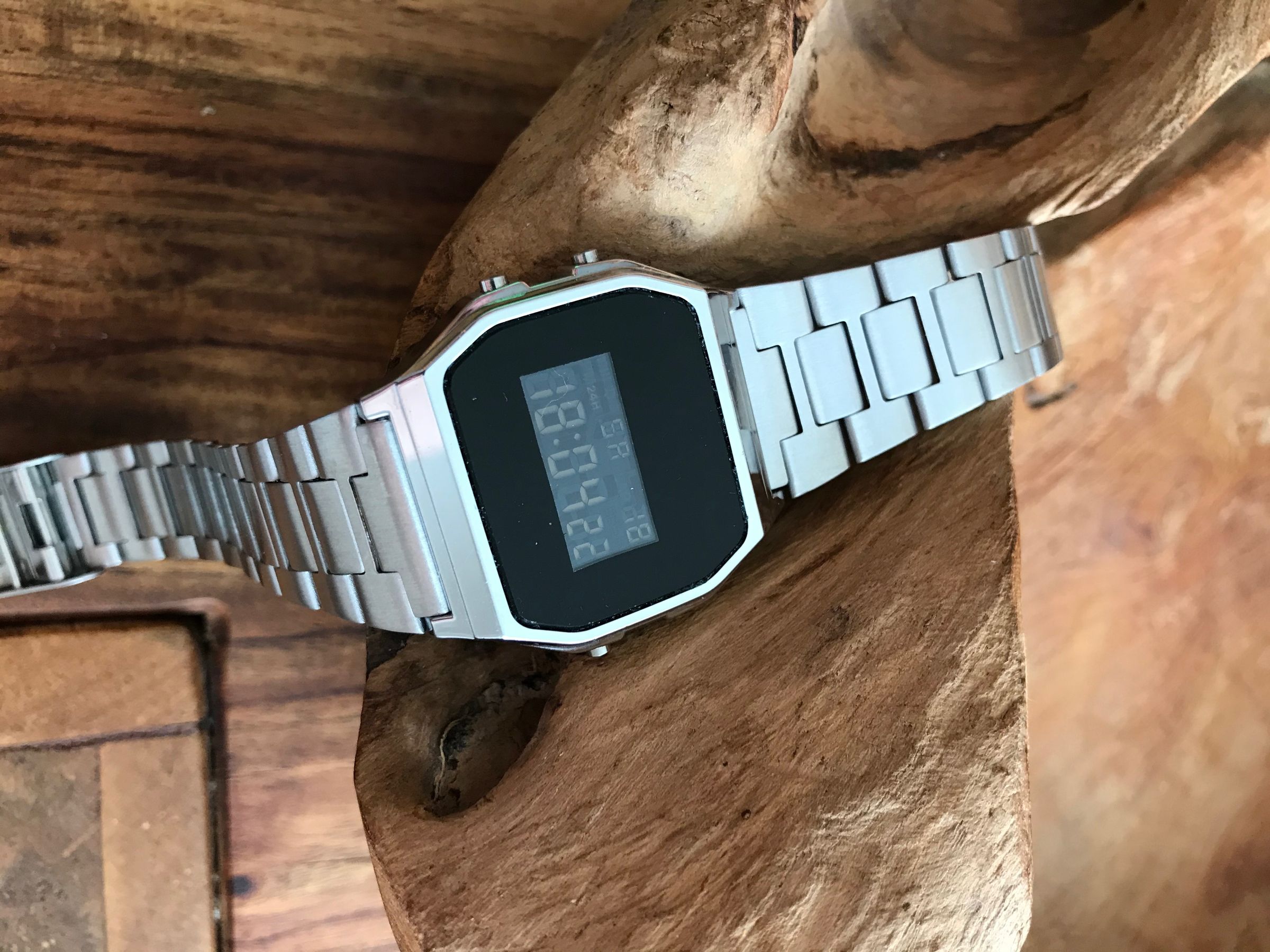 Casio A158W Clean Face Mod : 4 Steps - Instructables