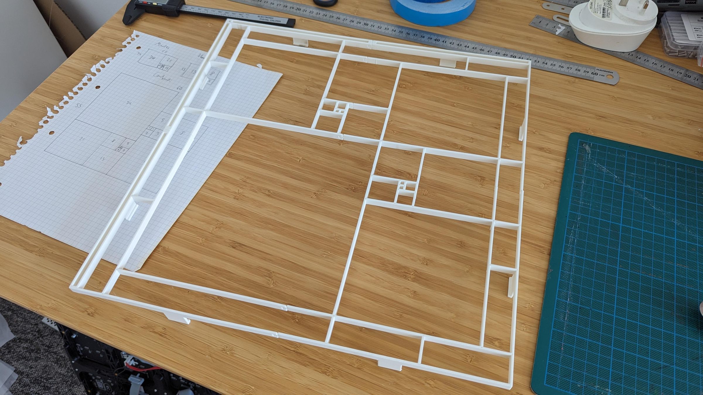 Fibonacci Mondrian Clock : 10 Steps (with Pictures) - Instructables