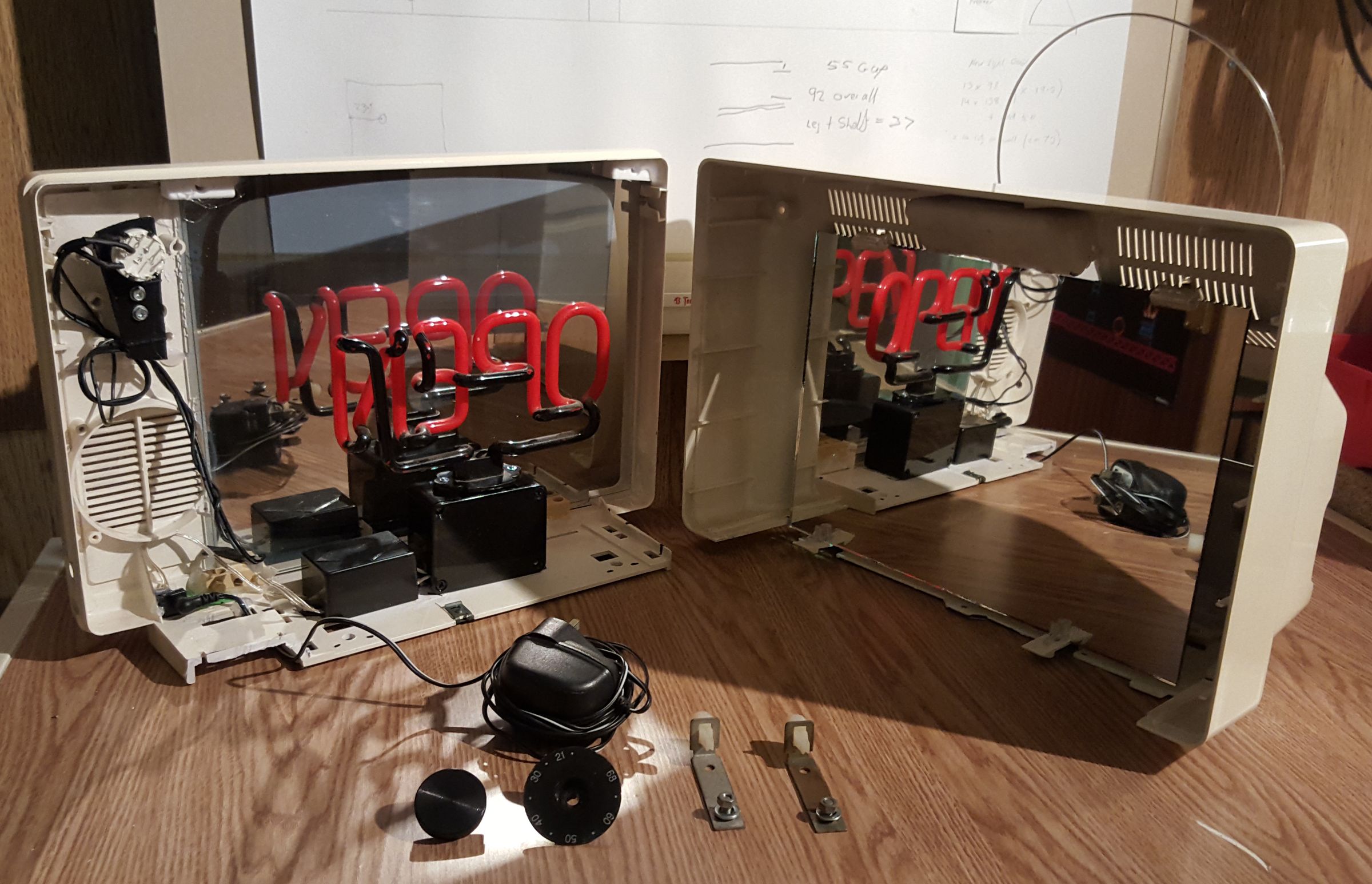 1970s Neon Infinity Television : 7 Steps (with Pictures) - Instructables