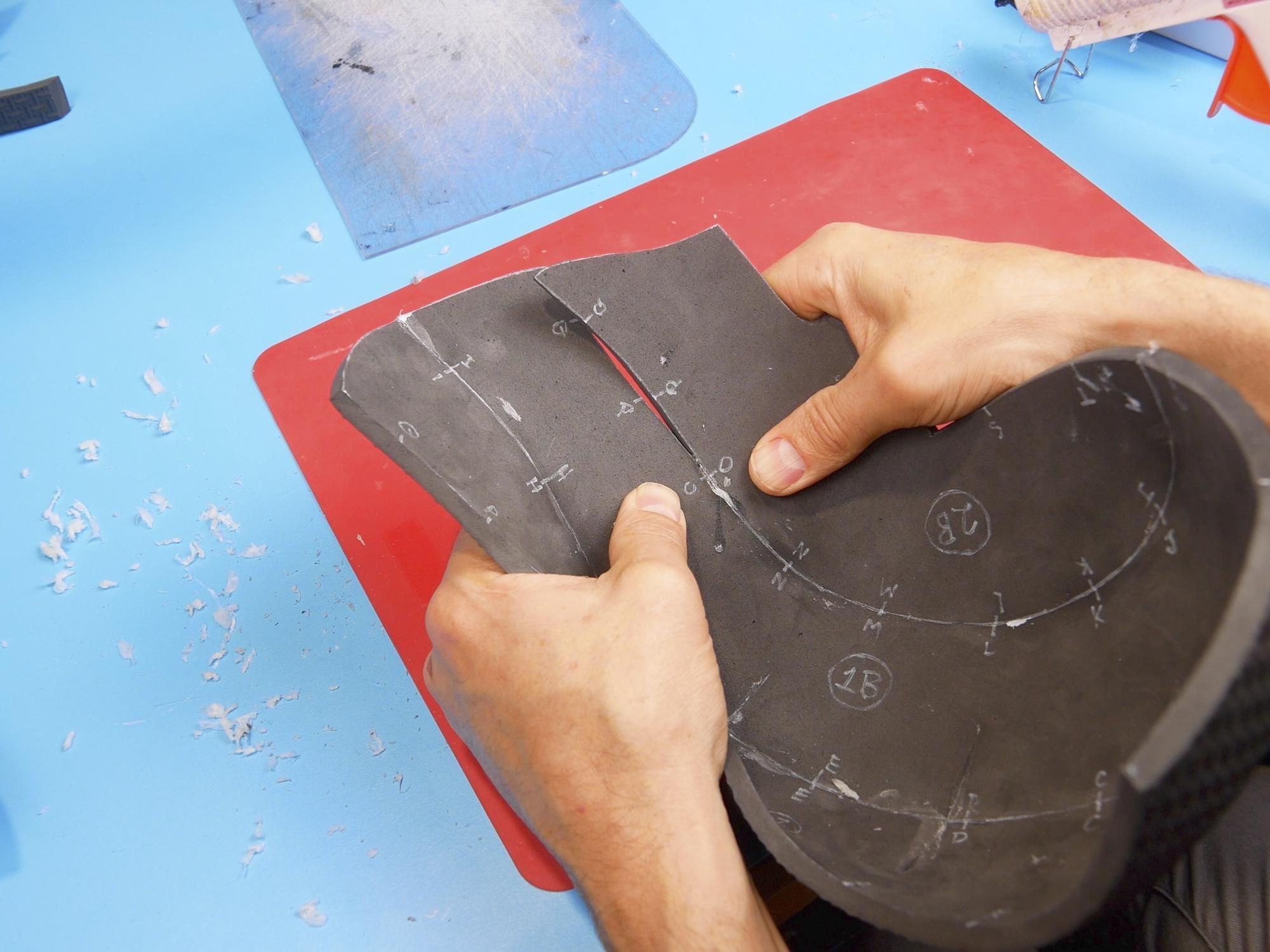 DIY Spartan Helmet Costume From Foam! : 27 Steps (with Pictures ...