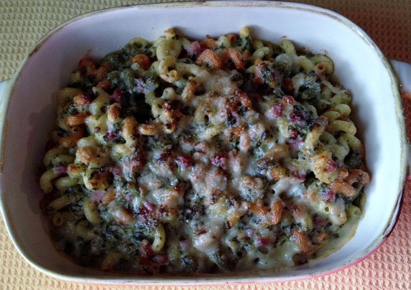 Derby Sage Macaroni and Cheese With Ham : 4 Steps - Instructables