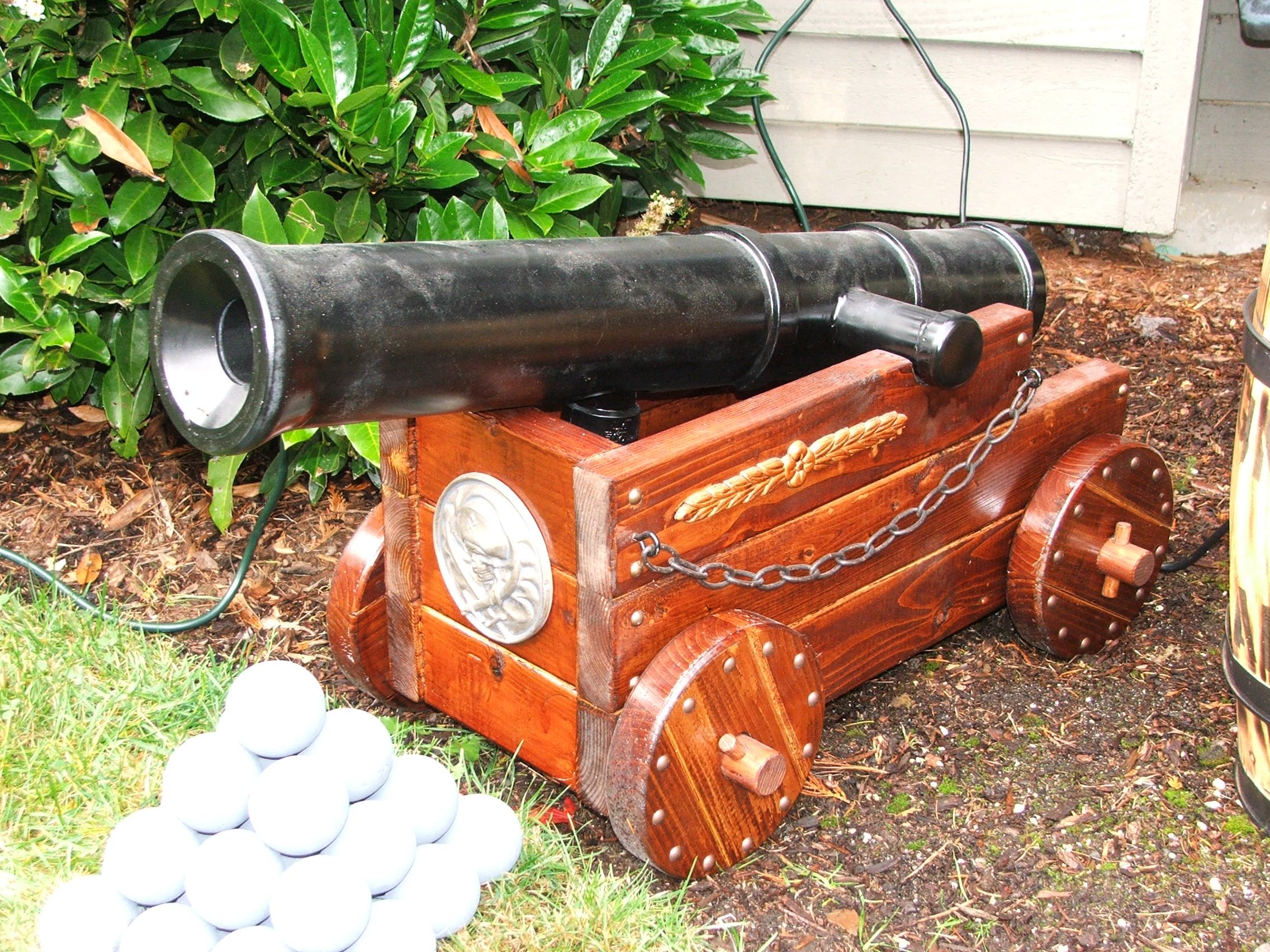 Halloween Pirate Cannon (and Fog Machine Disguiser) : 7 Steps (with ...