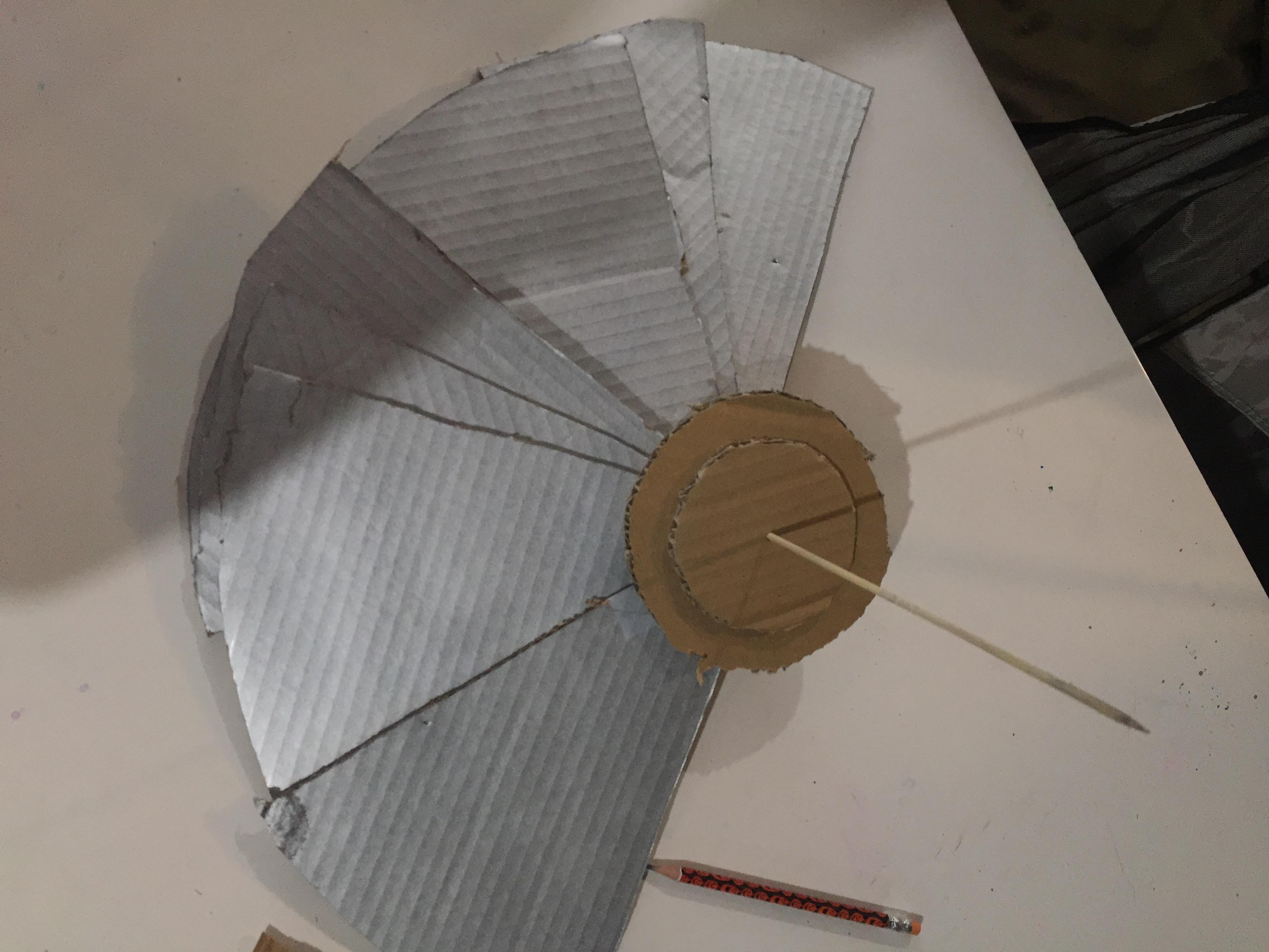 Big Cardboard Expandable Shield : 8 Steps - Instructables