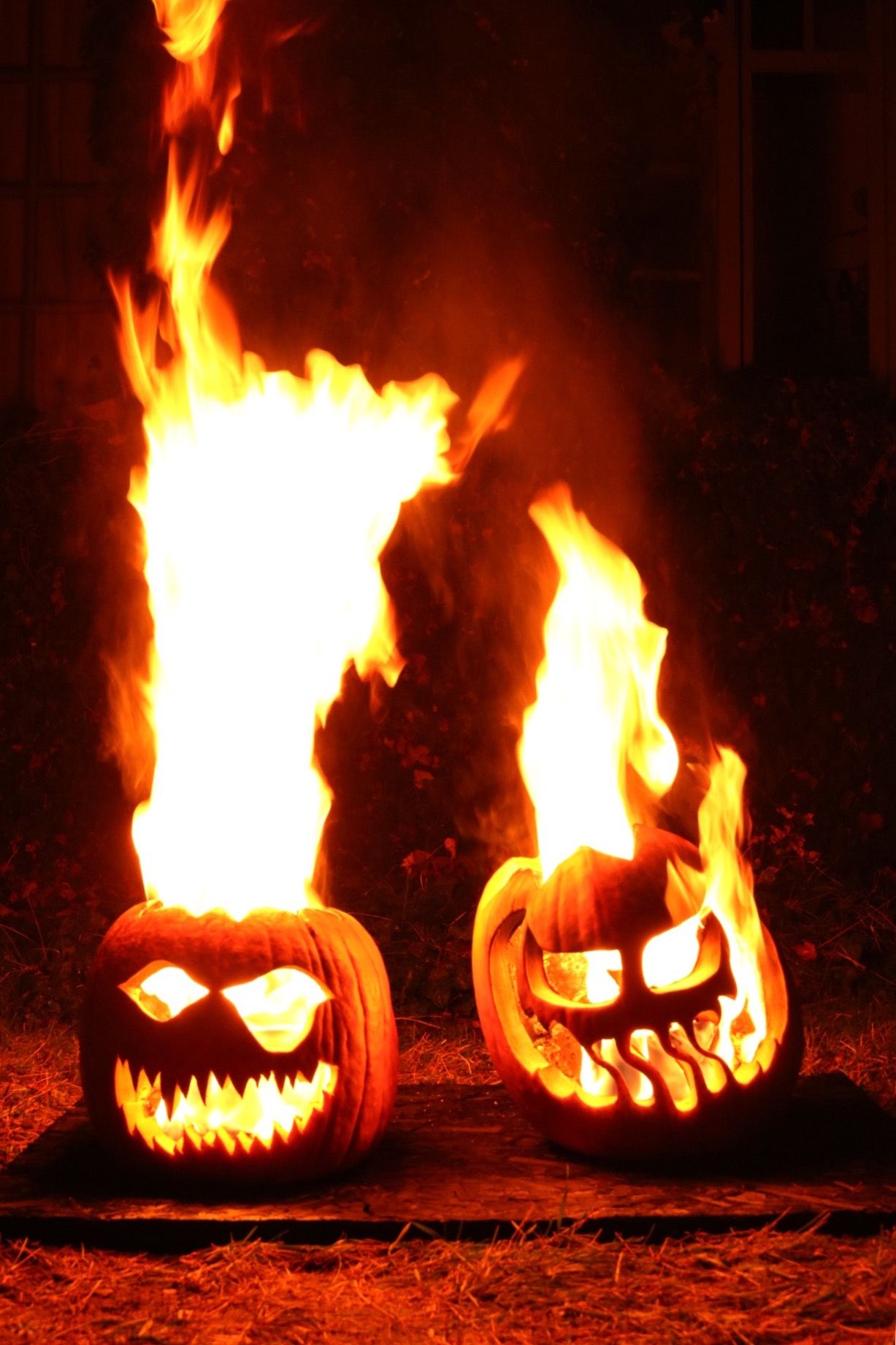 Flaming Halloween Jack-o'-lanterns : 6 Steps (with Pictures ...