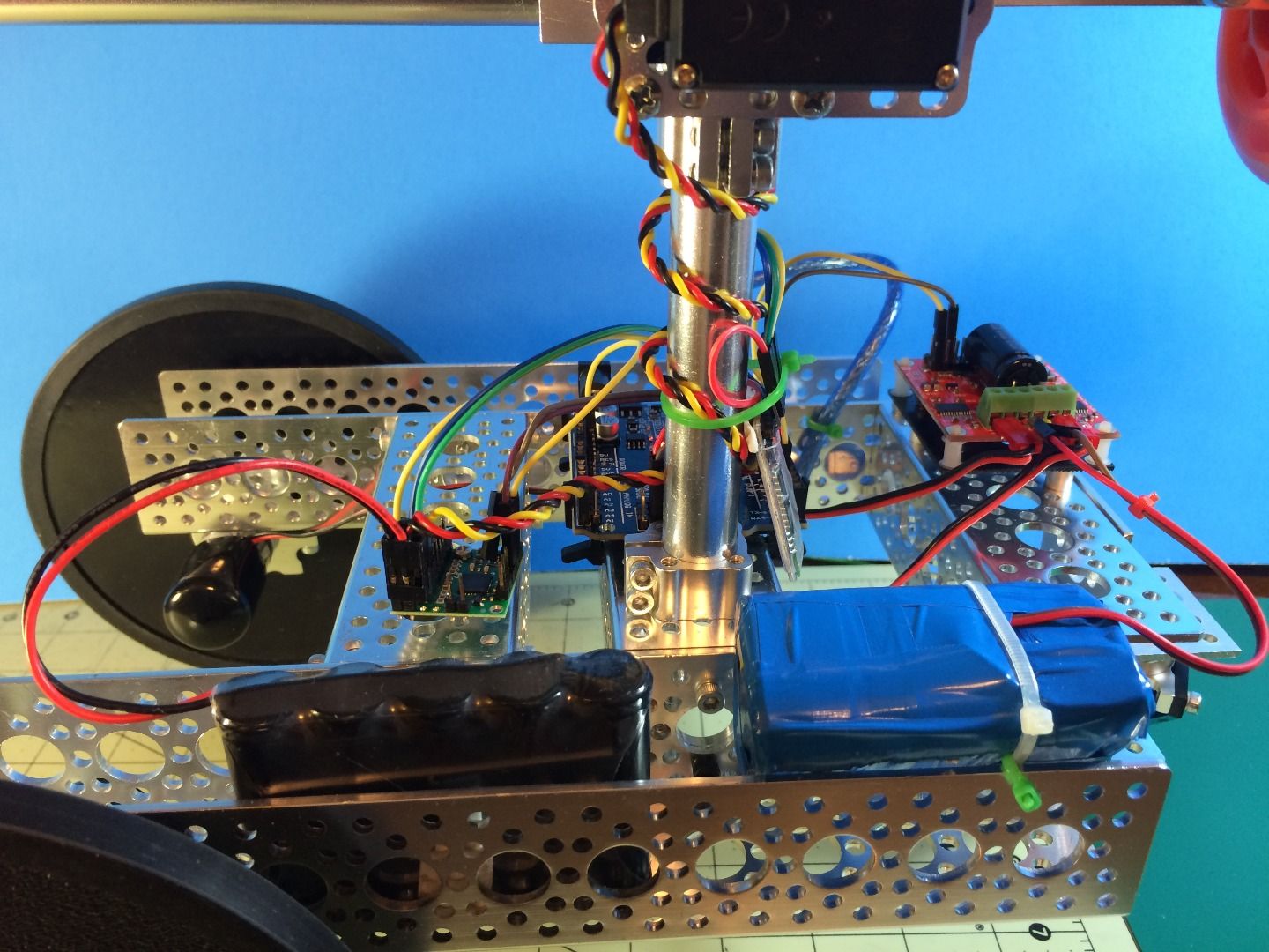 Boom and Gripper Bot : 15 Steps - Instructables