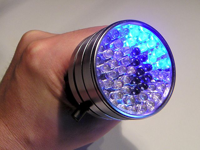 The Universal Multicolour Torch (flashlight) : 8 Steps (with Pictures ...