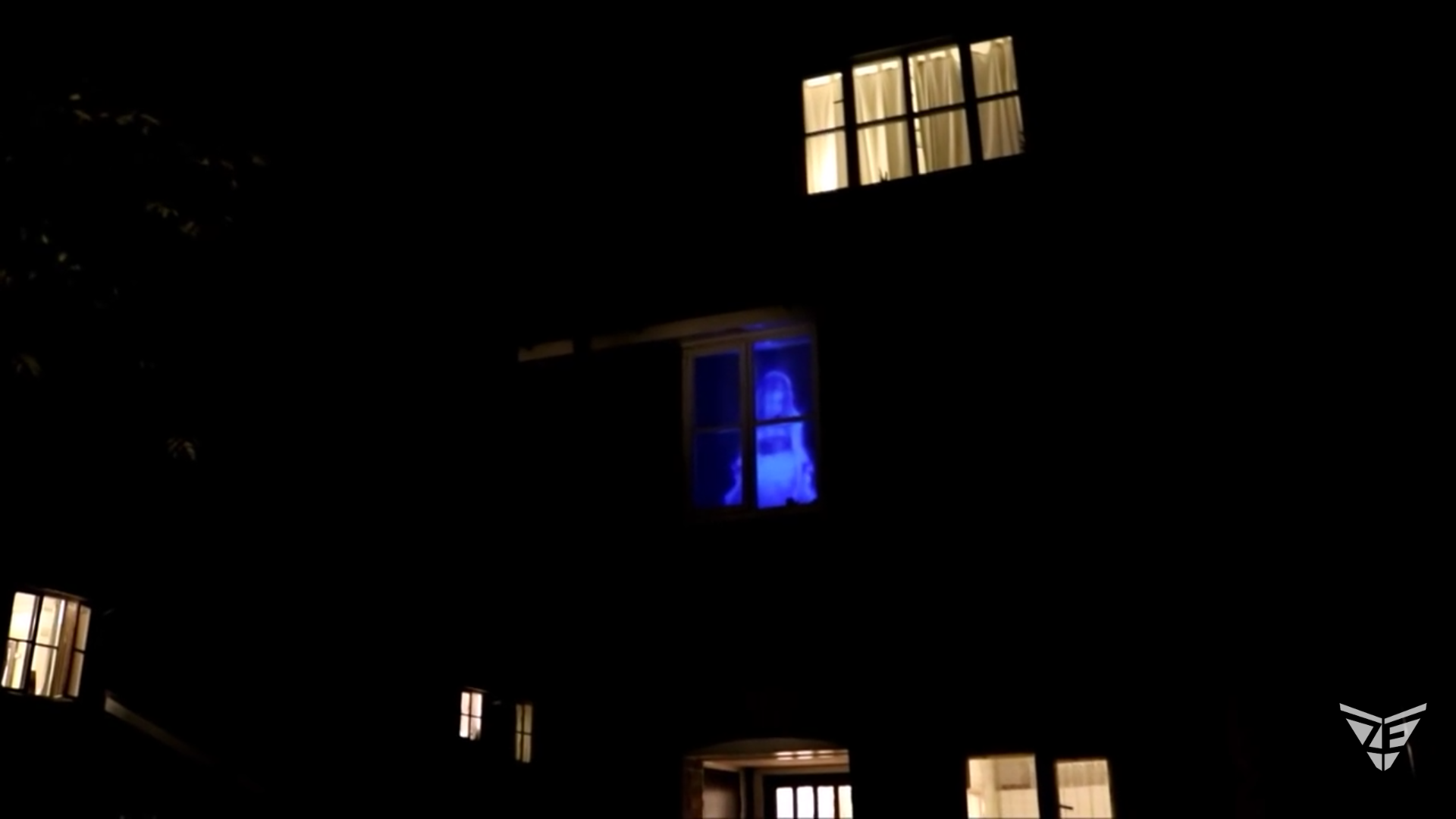 Ghost Hologram Projection in Window : 4 Steps (with Pictures ...