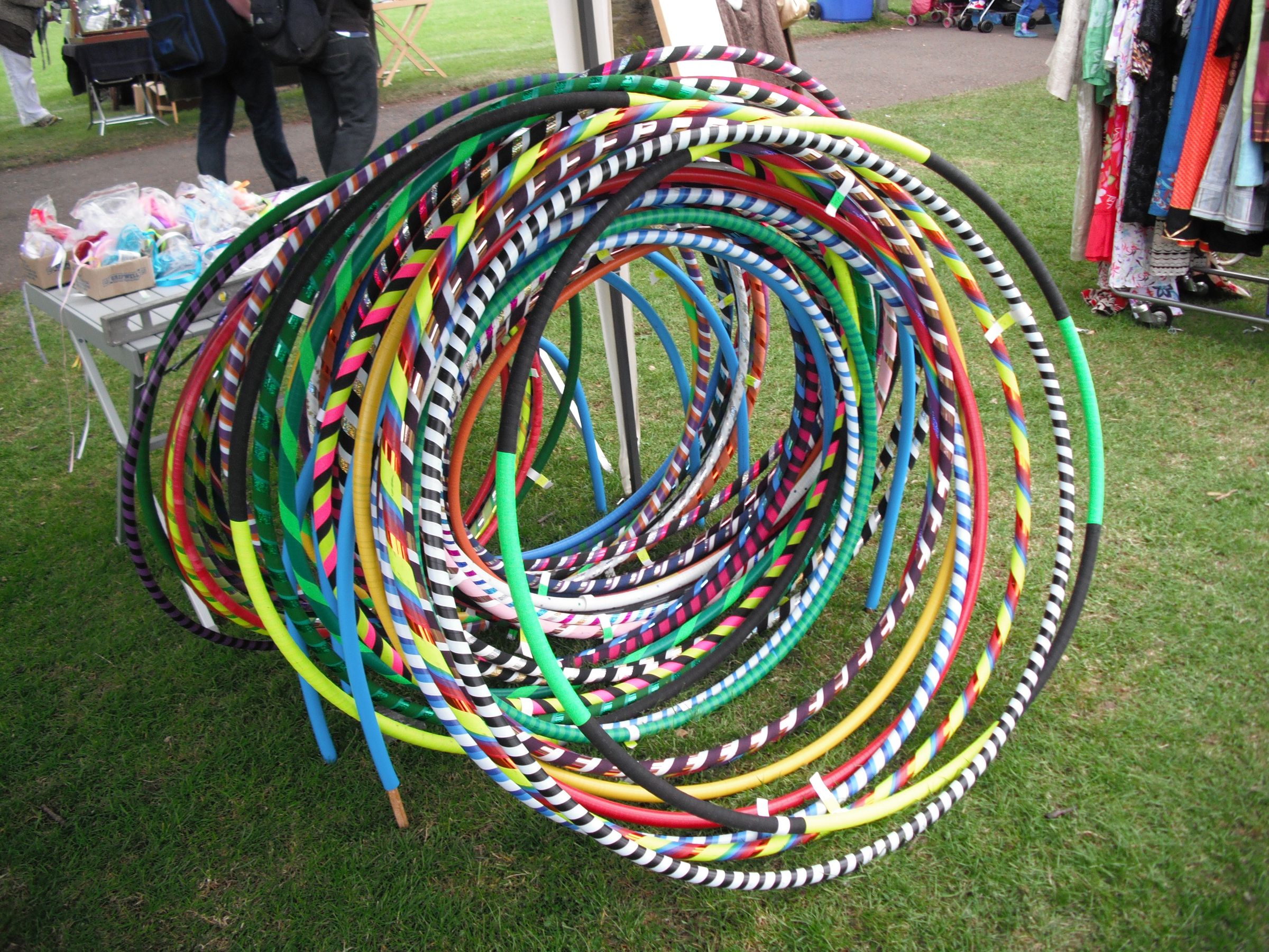 Hula Hoops UK Style - Mass Production Version : 4 Steps - Instructables