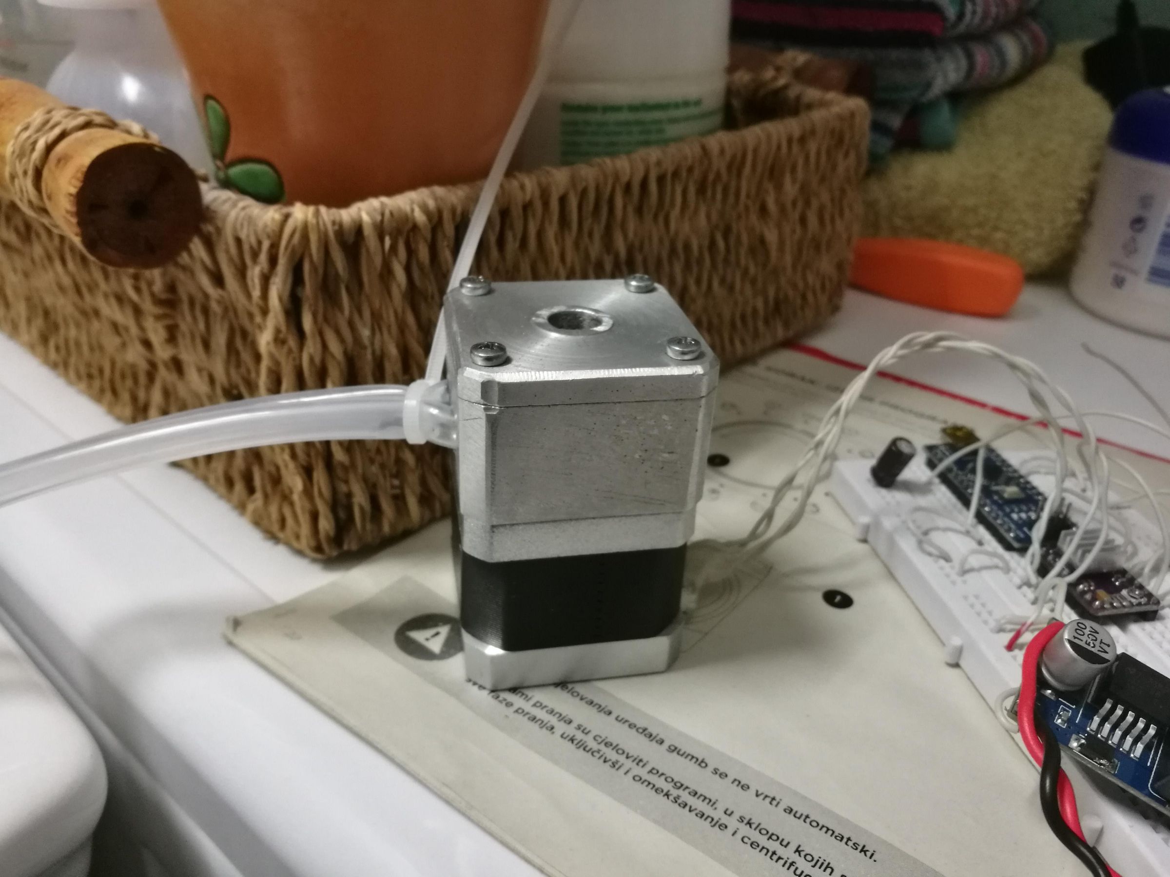 DIY Peristaltic Pump : 5 Steps (with Pictures) - Instructables