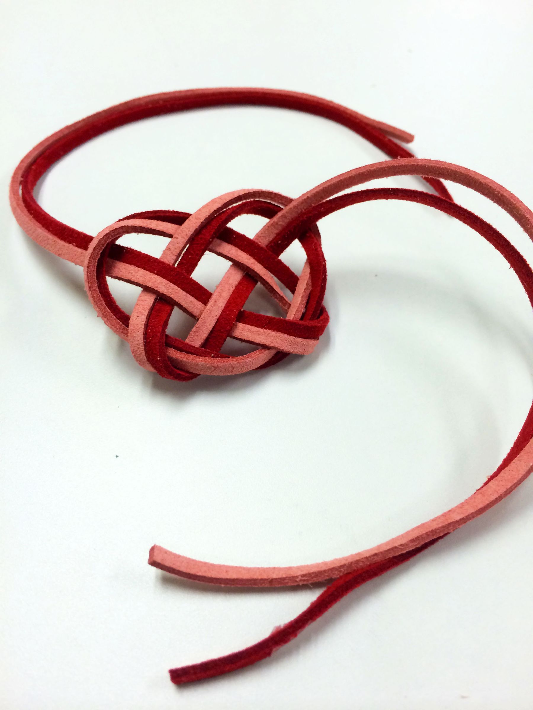 How To Tie A Celtic Love Knot