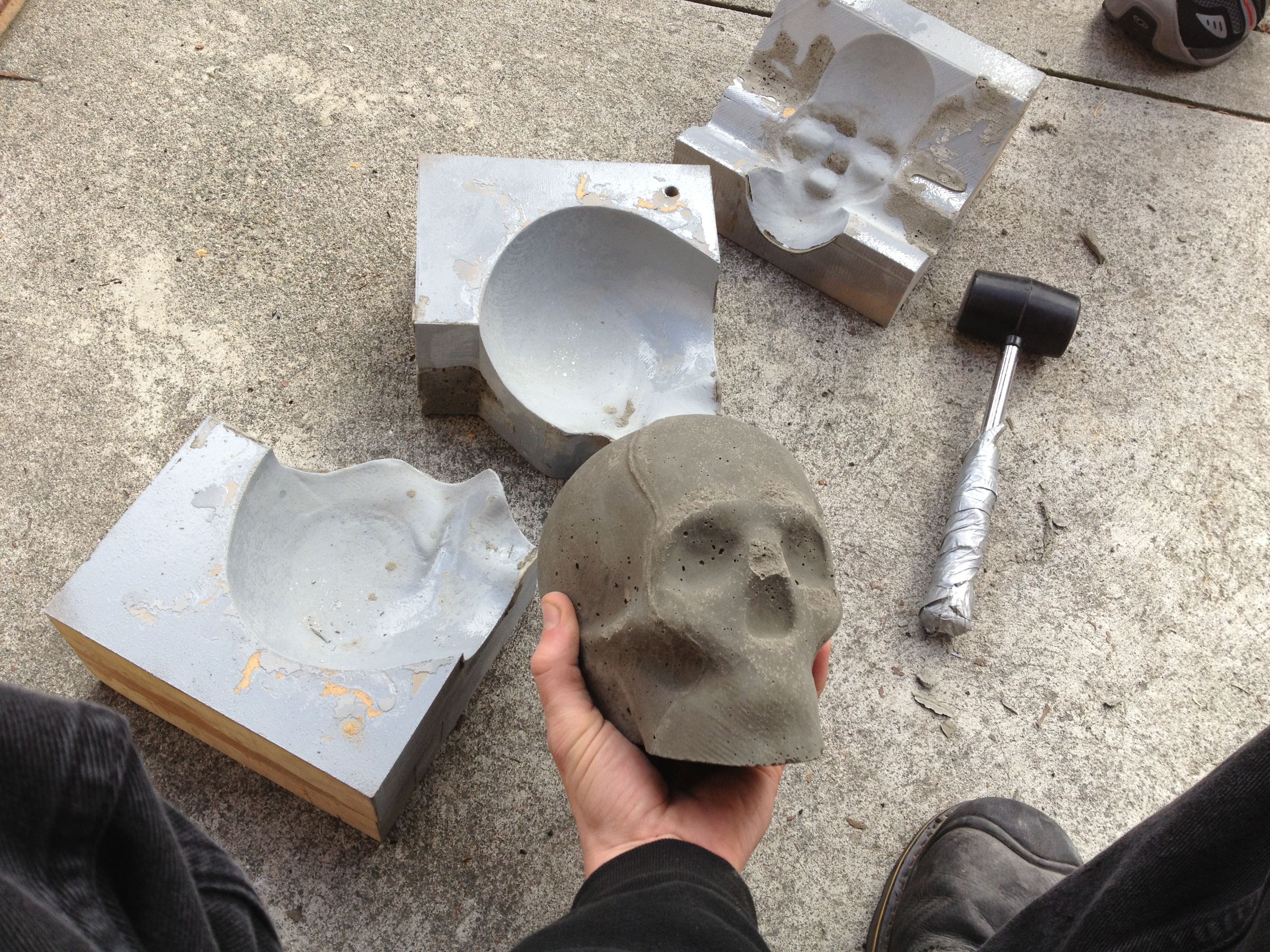 Cement Skulls!!! : 6 Steps (with Pictures) - Instructables