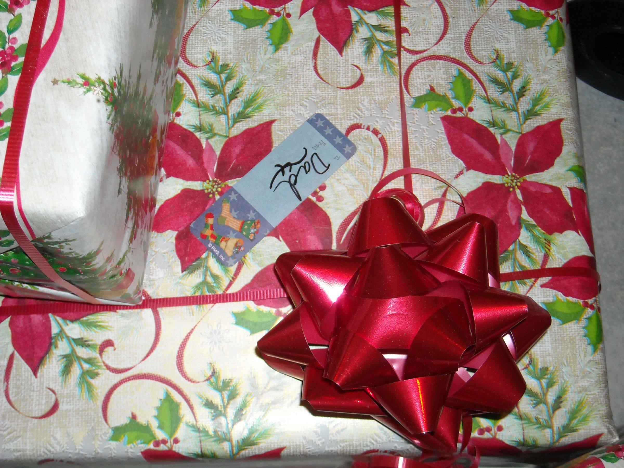How to Wrap a Rectangular Gift : 8 Steps - Instructables