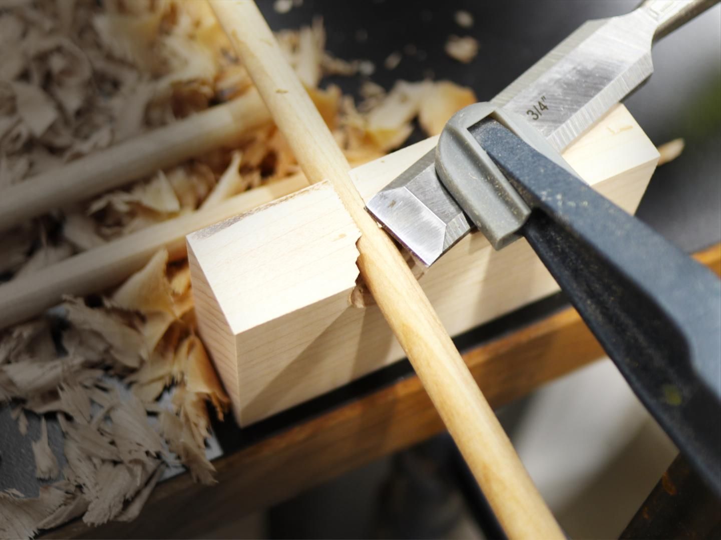 Making Your Own Wooden Dowels! Easy Dowel Making Jig! : 6 Steps (with ...