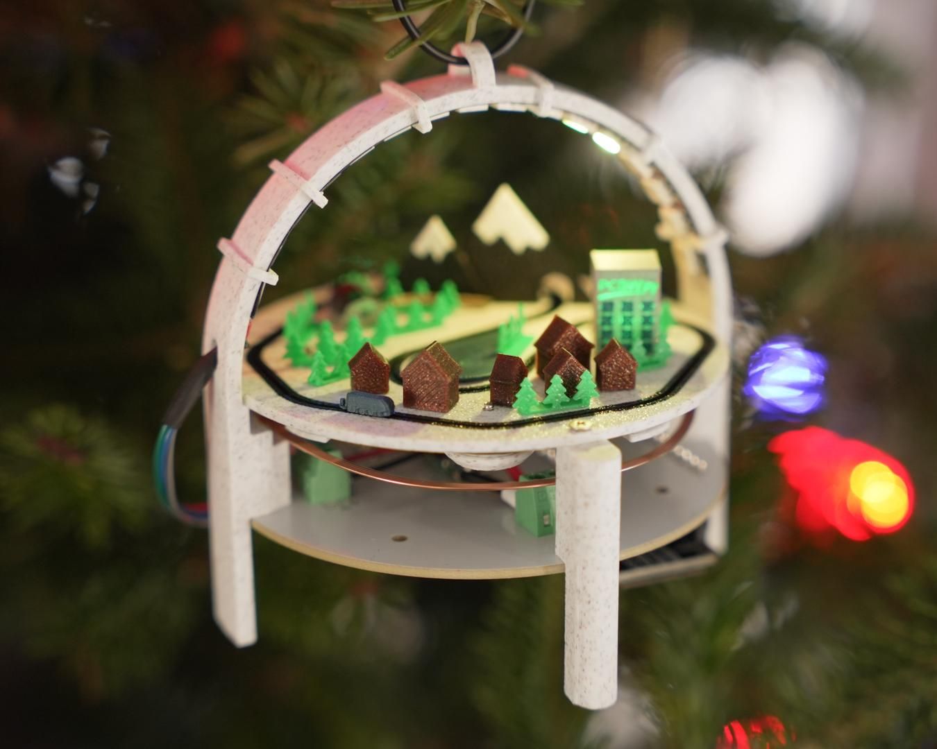 Extremely Tiny Model Train Christmas Ornament : 13 Steps - Instructables