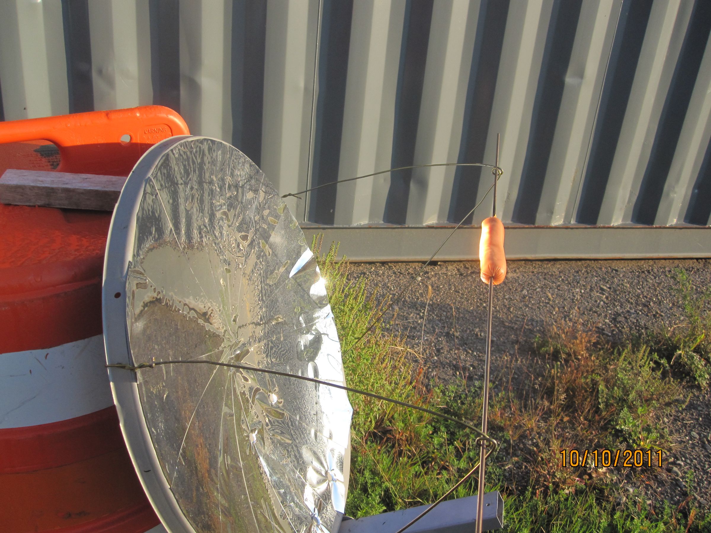 Satellite Dish Solar Cooker : 9 Steps - Instructables