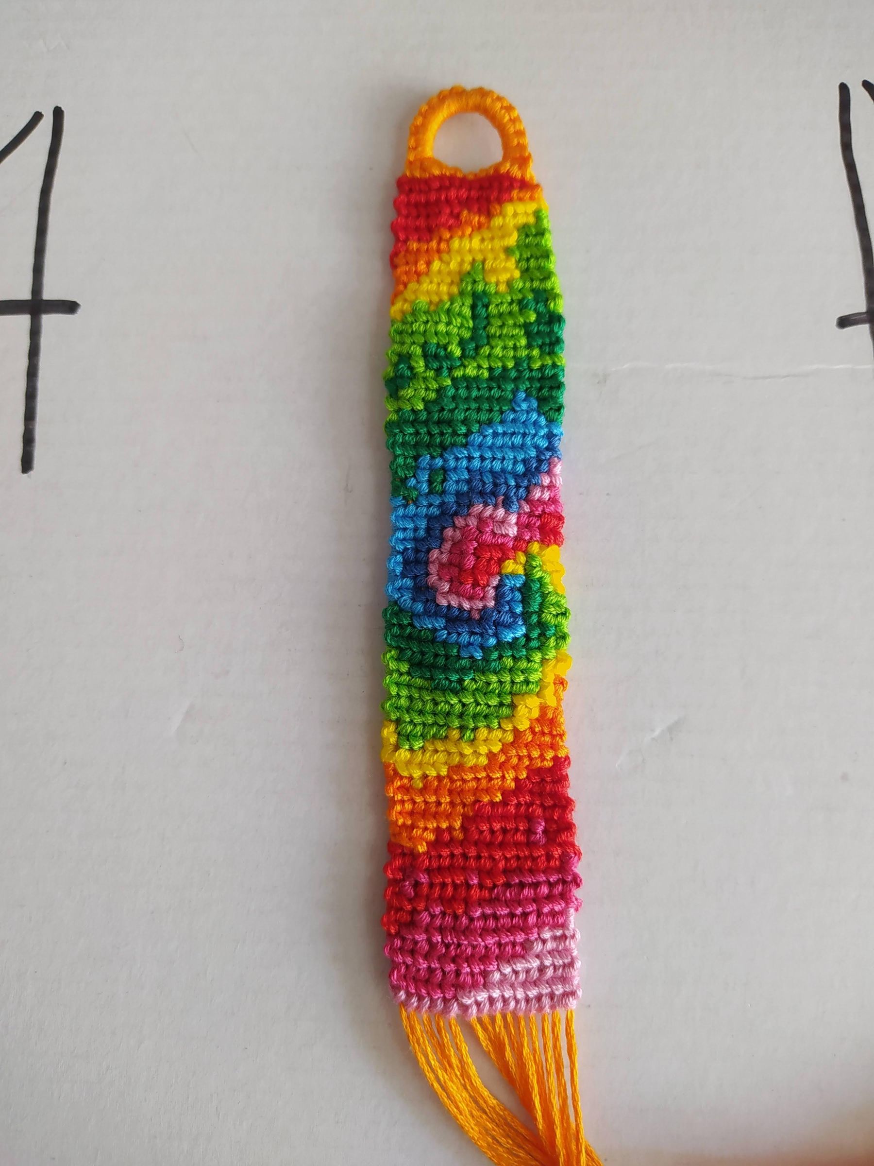 Alpha Pattern Macrame Bracelet: Spiral Tie Dye : 18 Steps (with ...