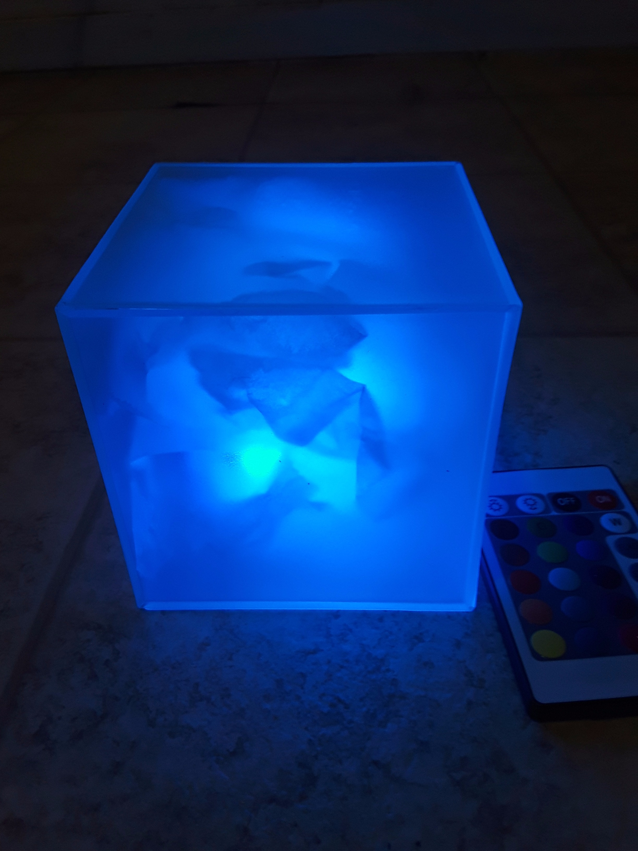 How to Make the Tesseract Infinty Stone : 6 Steps - Instructables